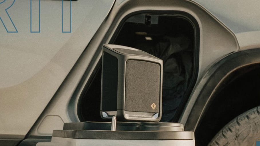 Rivian details RIT pickup's thoughtful cabin and interior features ...