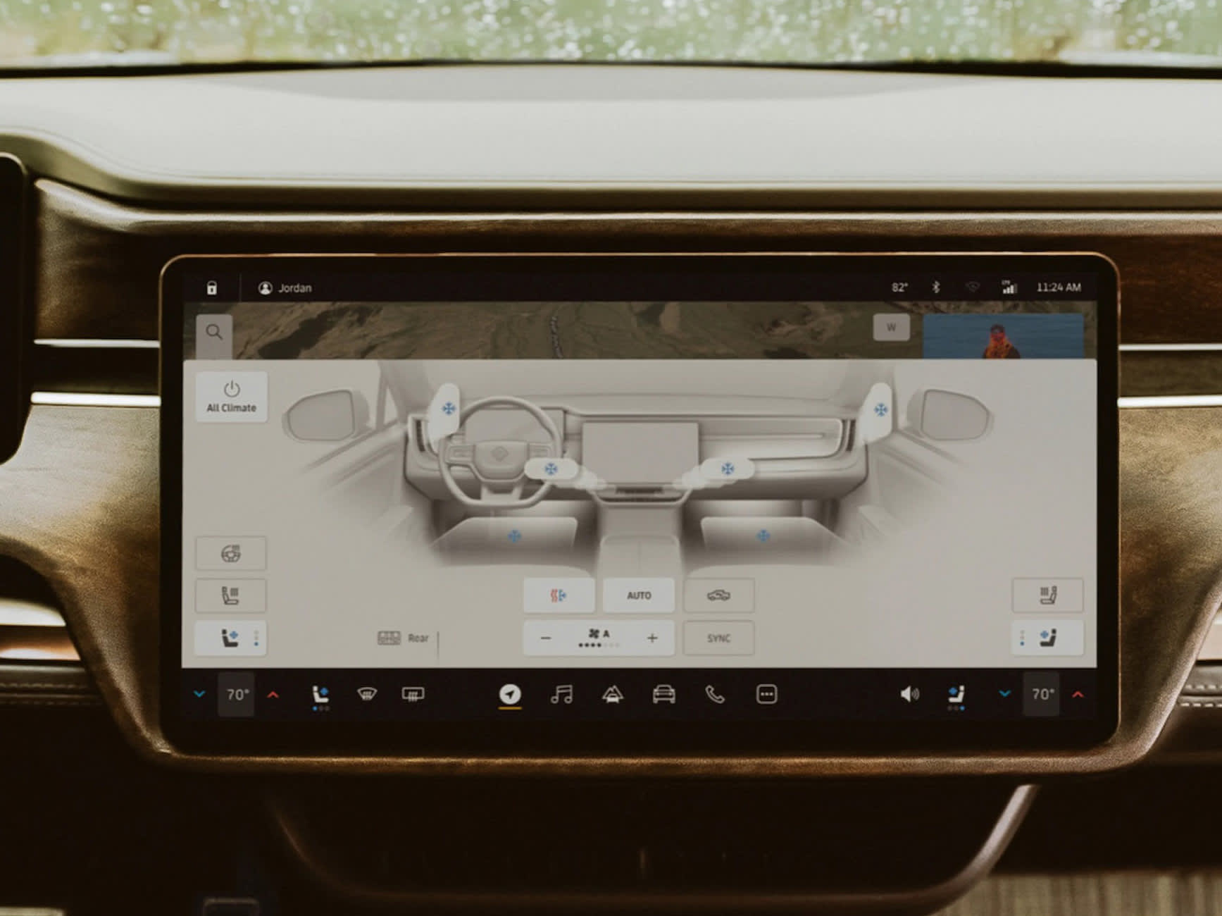 Rivian details RIT pickup's thoughtful cabin and interior features ...