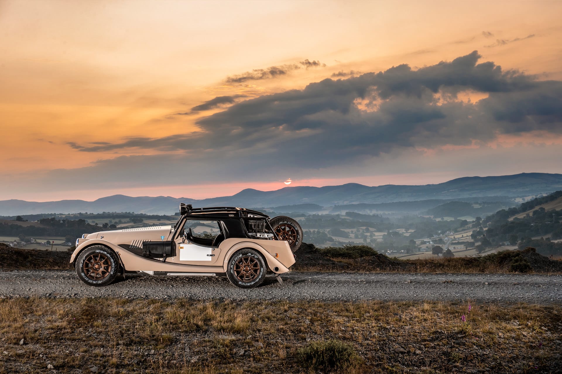 Morgan Plus Four CX-T off-roader embodies the company's rally roots ...