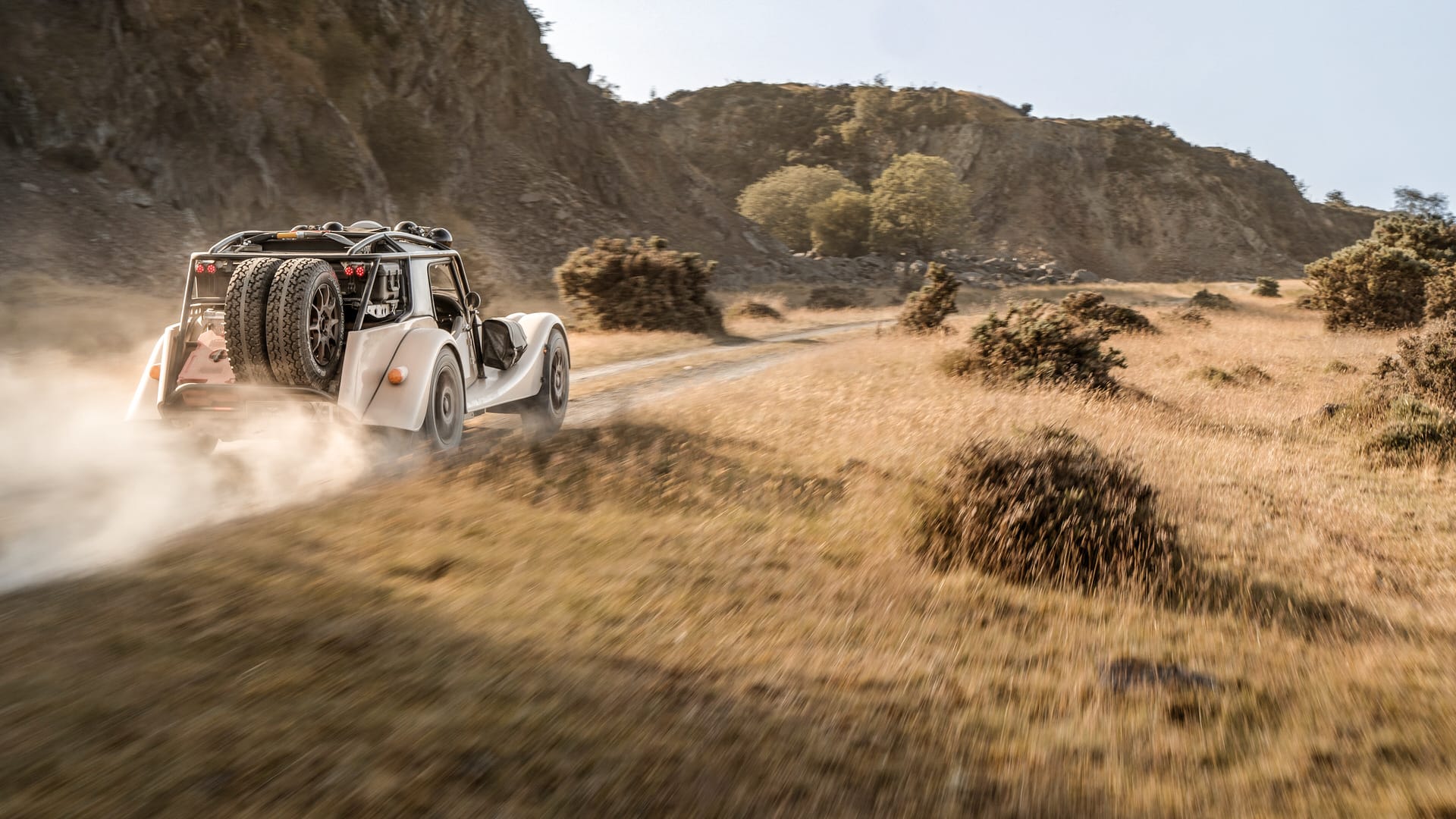 Morgan Plus Four CX-T off-roader embodies the company's rally roots ...