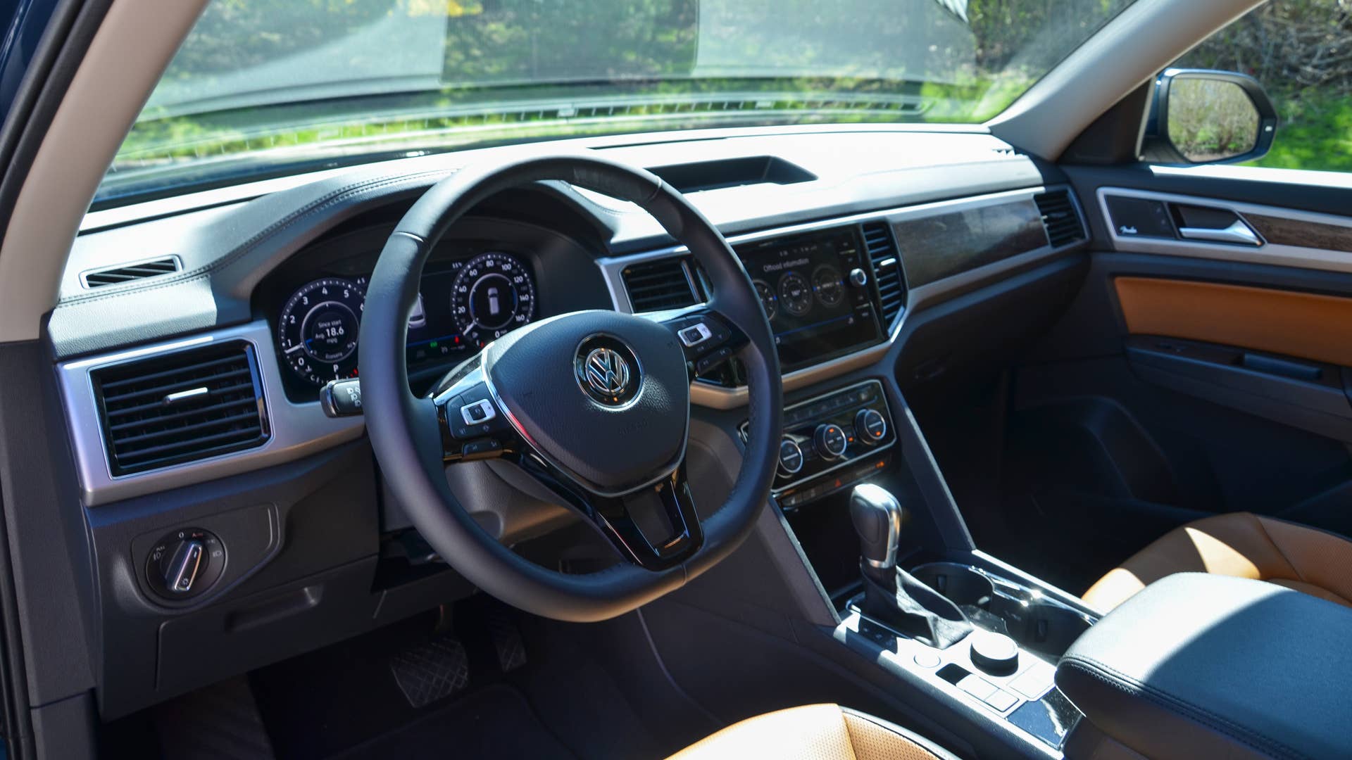 2019 Volkswagen Atlas Review and Buying Guide | It's a big deal ...