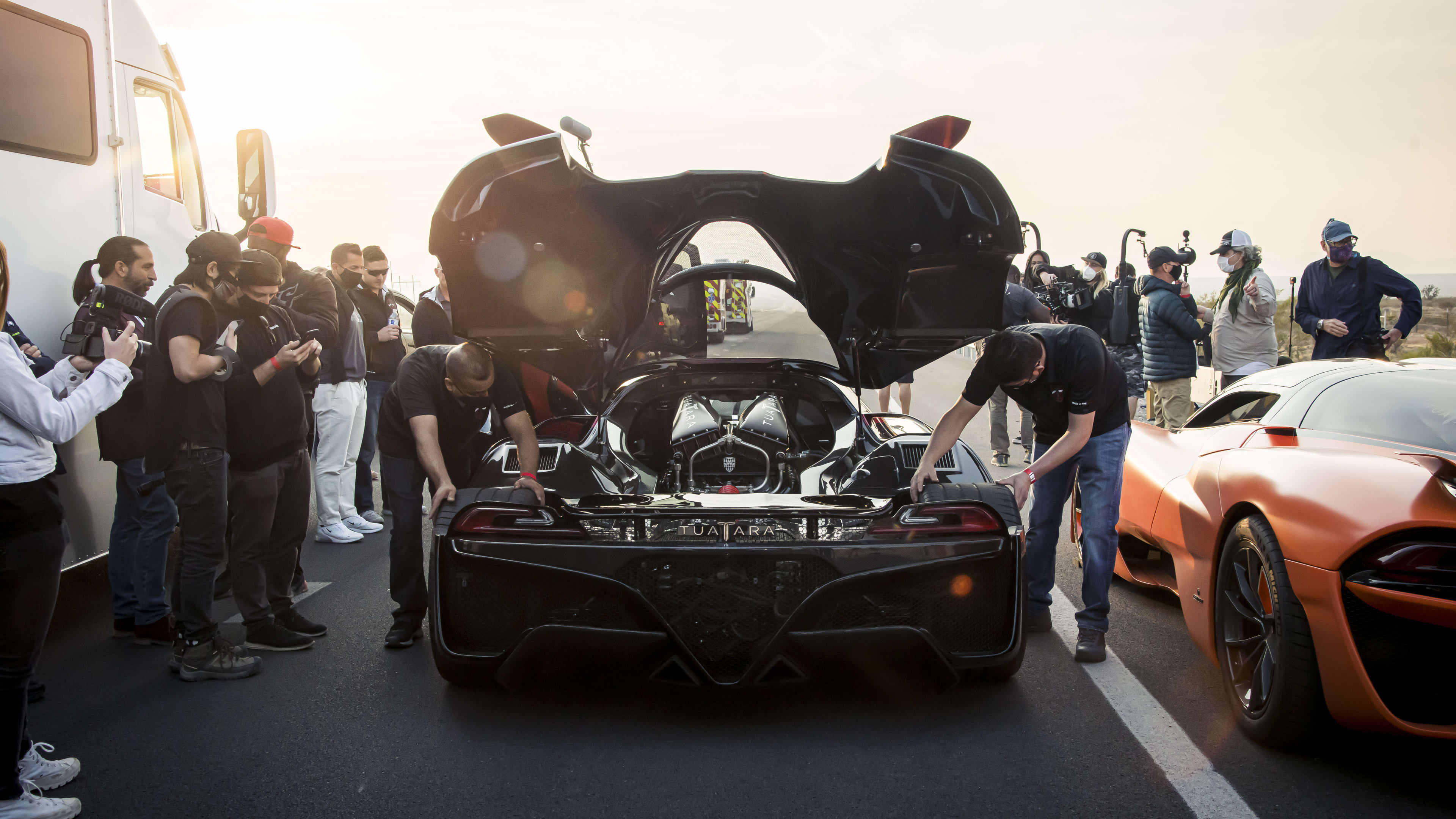 SSC Tuatara smashes top speed record, hits 331 mph - Autoblog