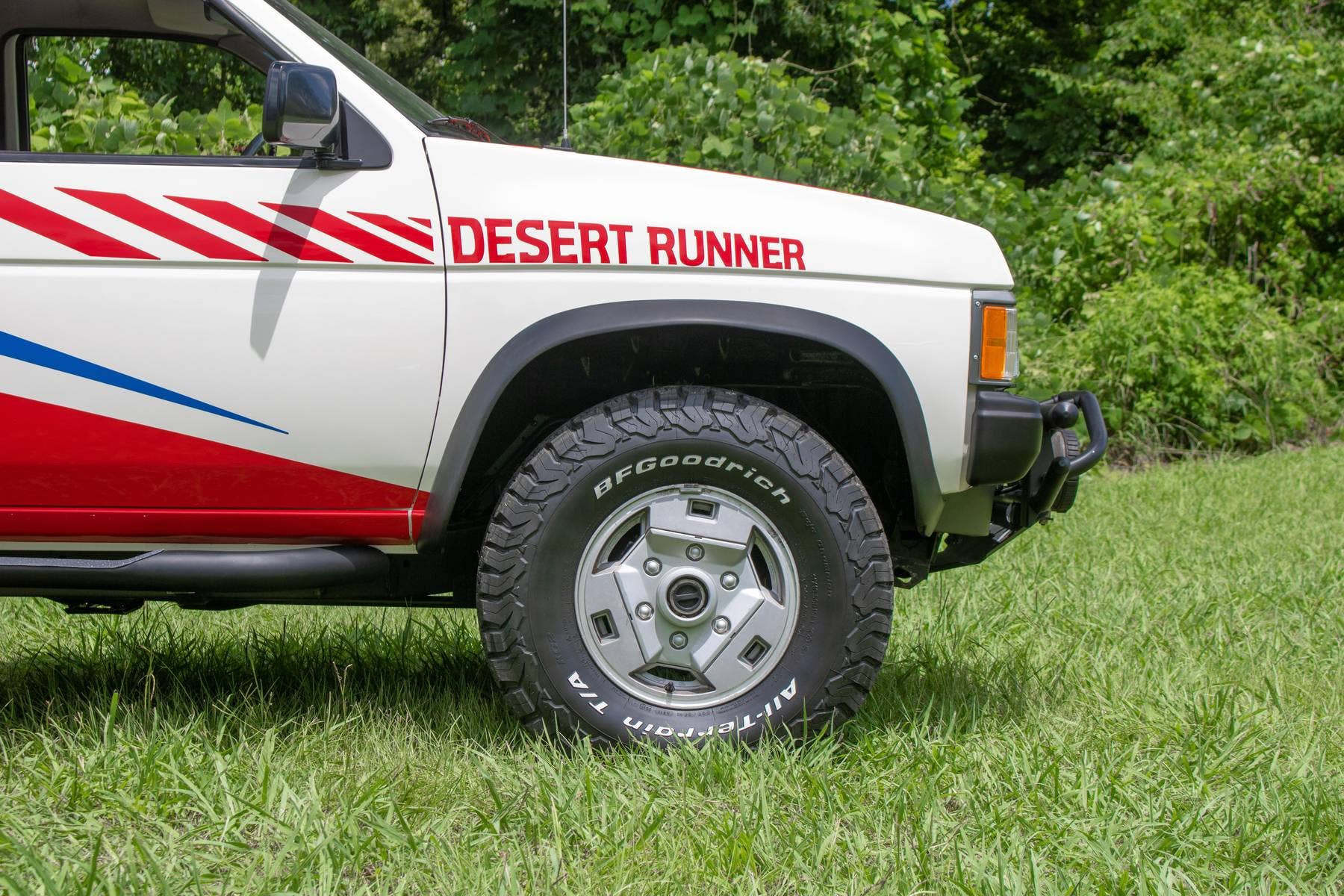 This Nissan Hardbody Desert Runner is an awesomely '80s 4x4 pickup ...