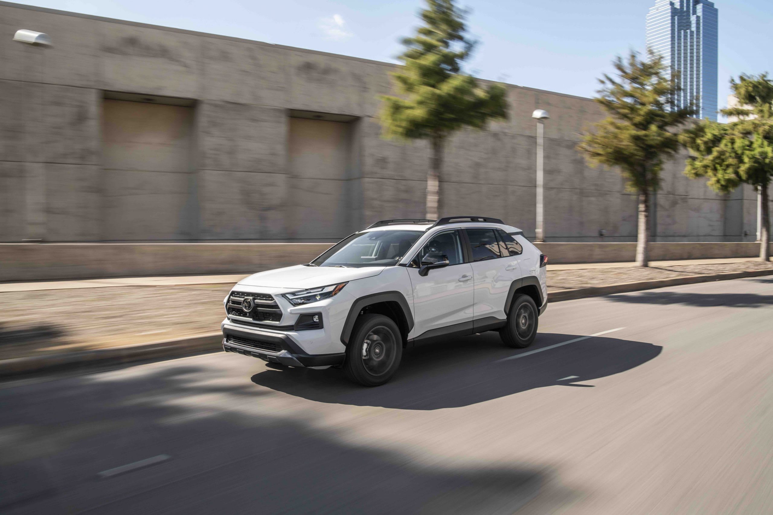 2025 Toyota RAV4: 7 reasons to love it, 4 reasons to think twice - Autoblog