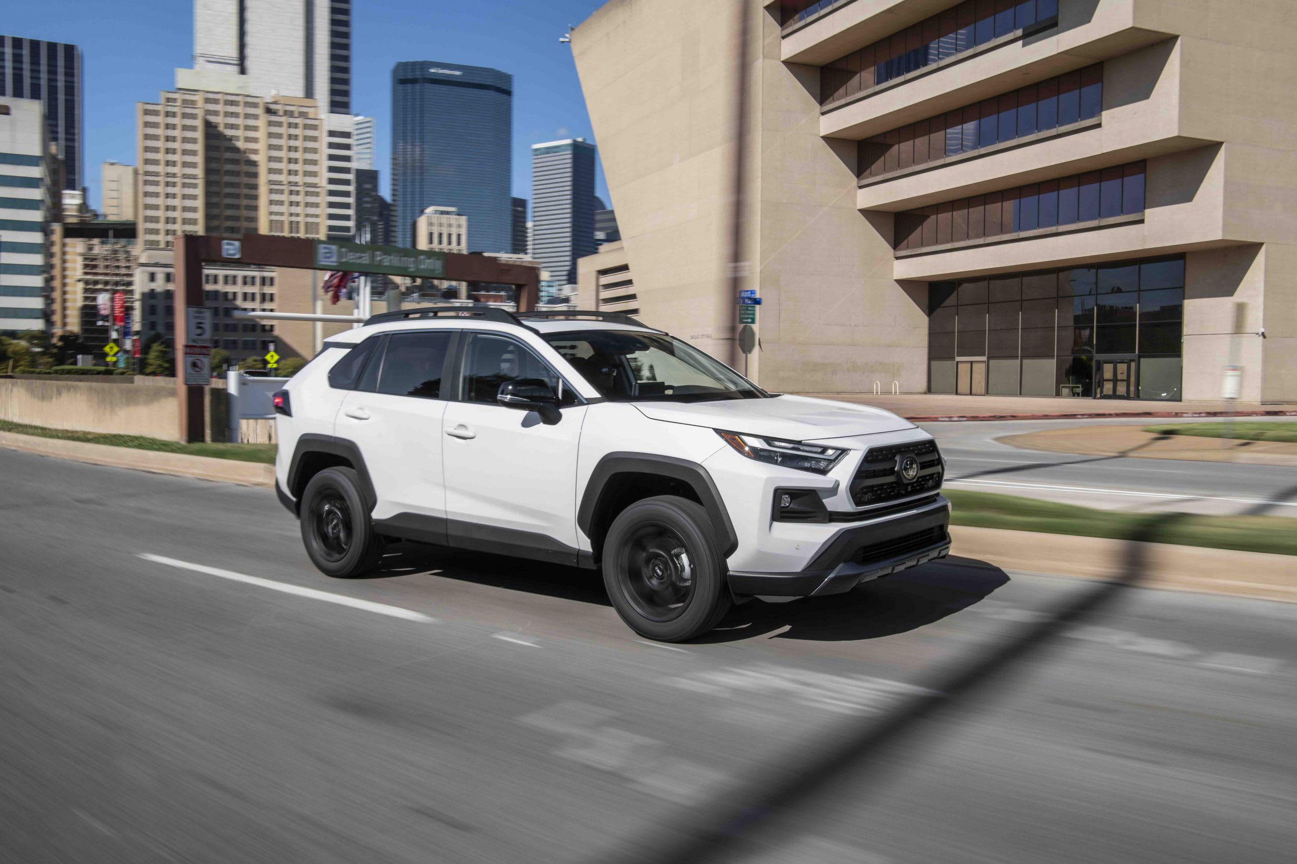 2025 Toyota RAV4: 7 reasons to love it, 4 reasons to think twice - Autoblog