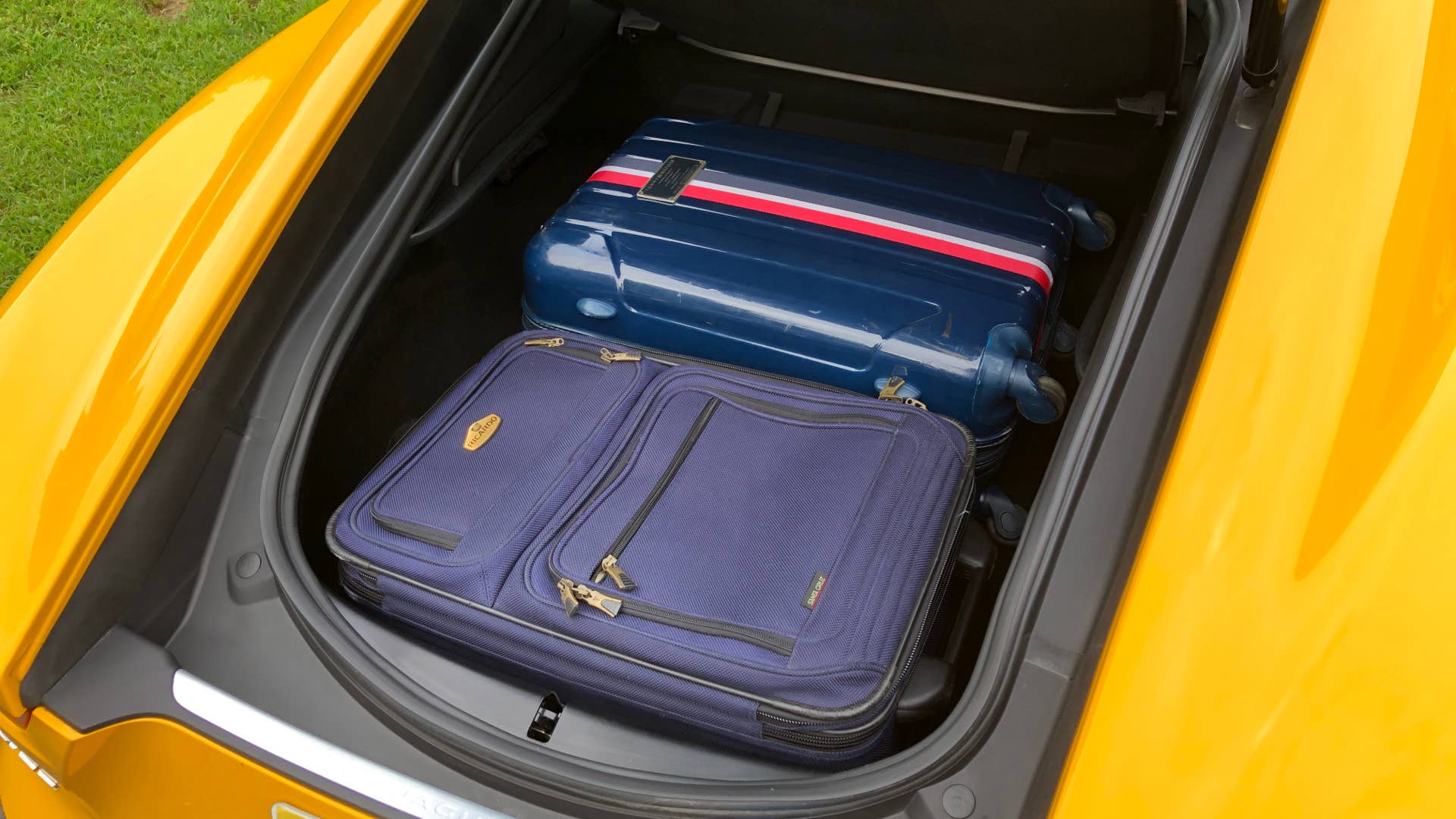 2021 Jaguar F-Type Luggage Test | Get away, and look extremely good ...