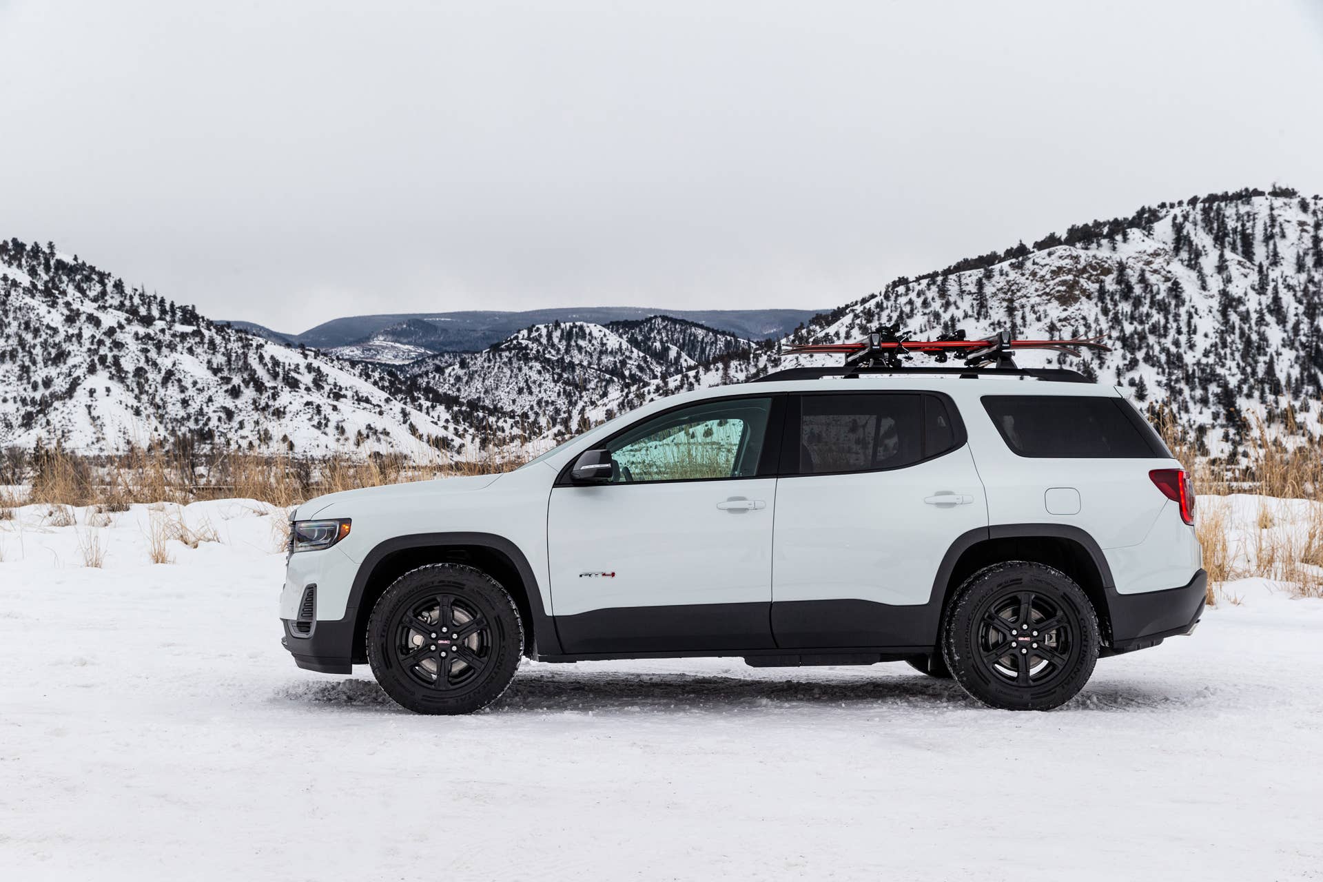 2020 GMC Acadia AT4 Review | A soft-roader in steel-toed boots - Autoblog