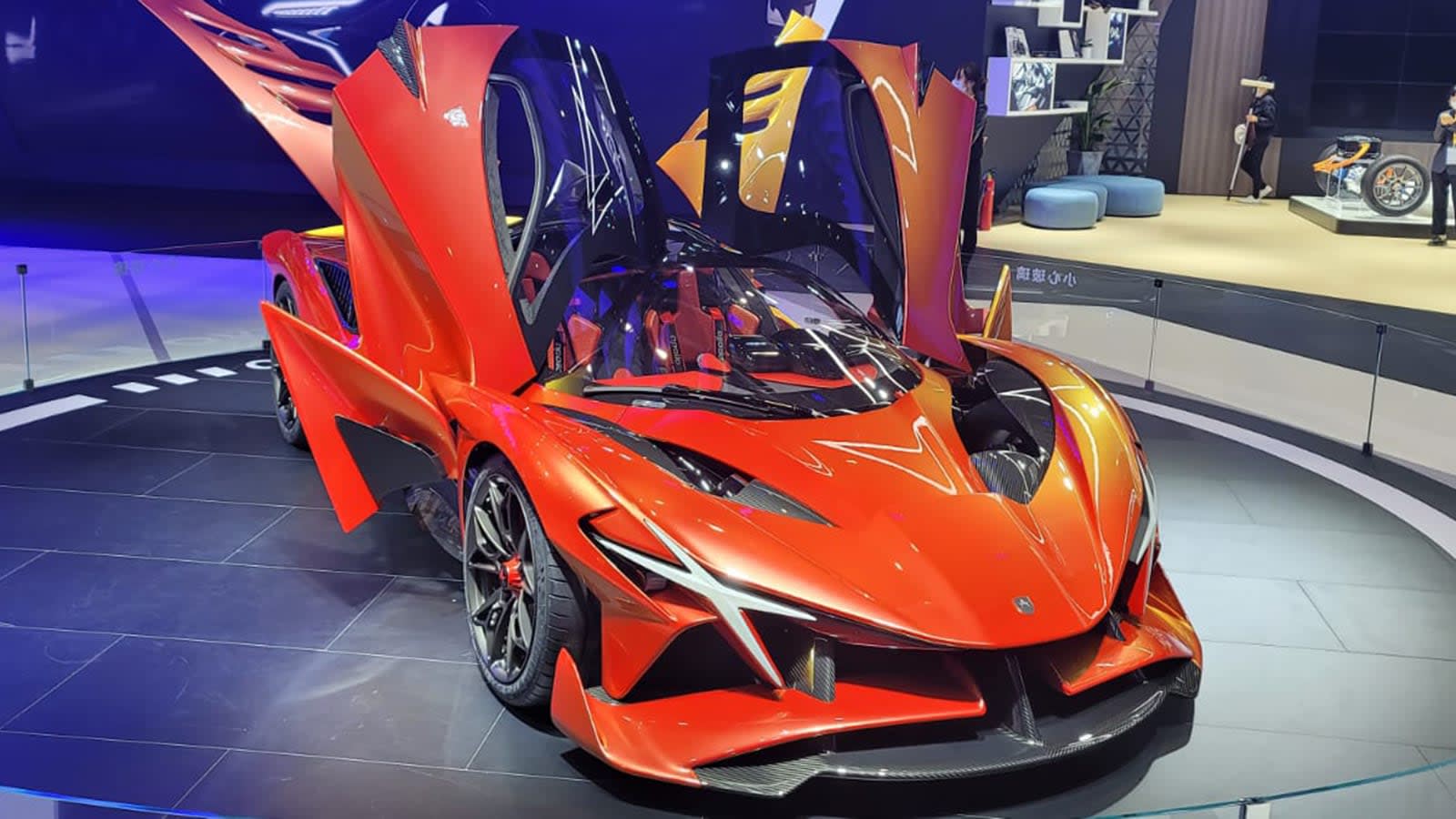 Only 10 Will Ever Exist: 7 Apollo Evo Features You Need to See - Autoblog