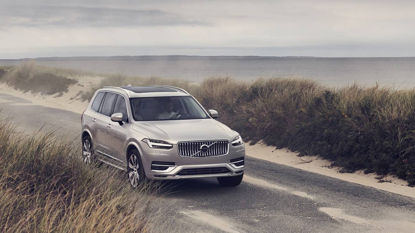 2021 Volvo full line updates consist of more features, lower PHEV ...