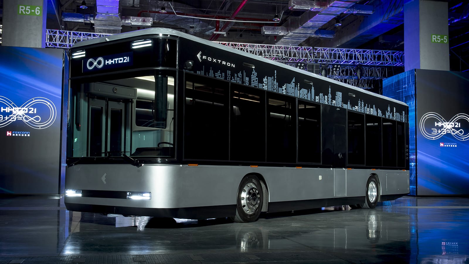 Foxconn reveals electric SUV, sedan, bus under the Foxtron name - Autoblog