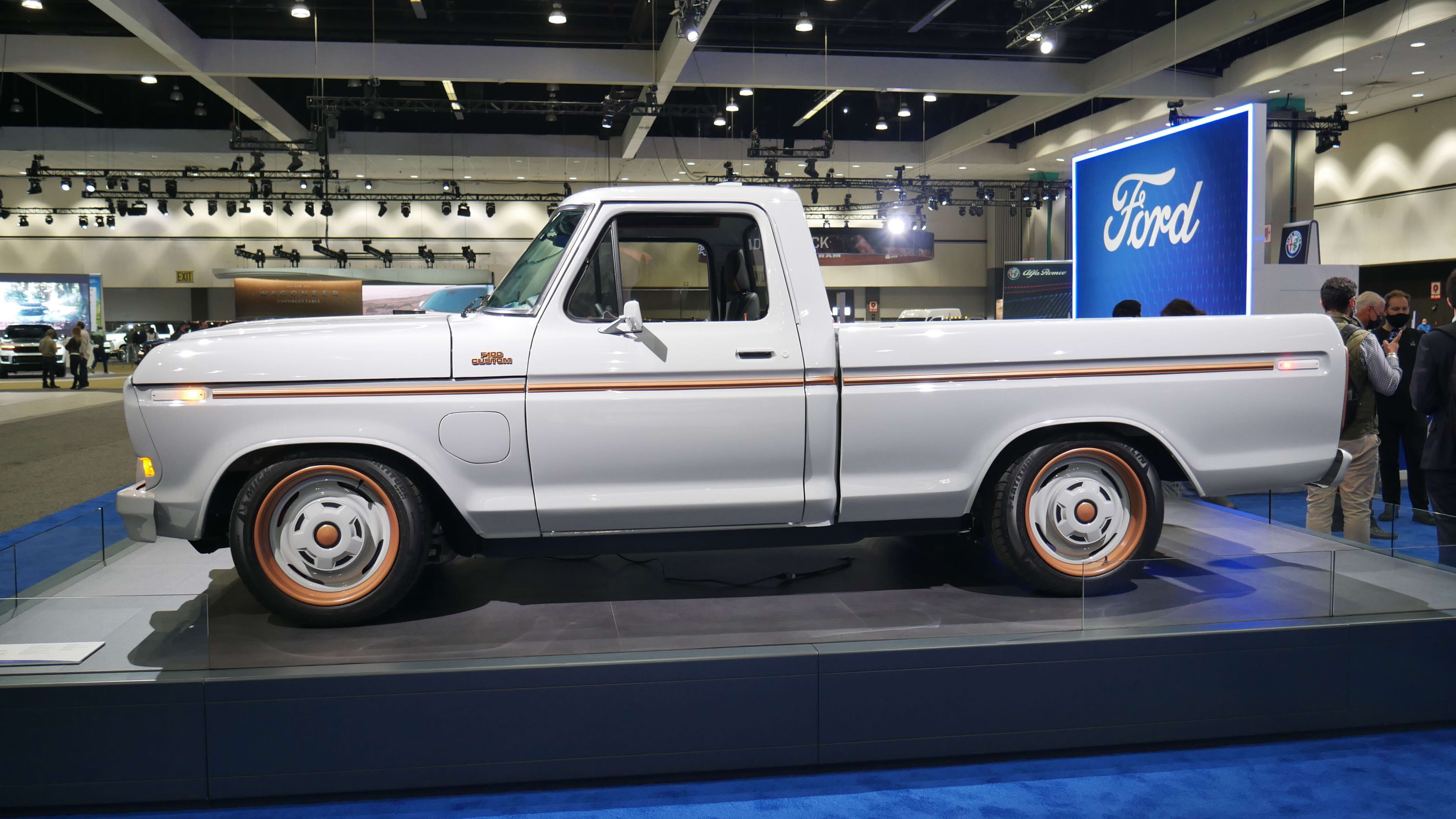 Ford F-100 Eluminator electric restomod pickup has the 480-hp Mach-E GT ...