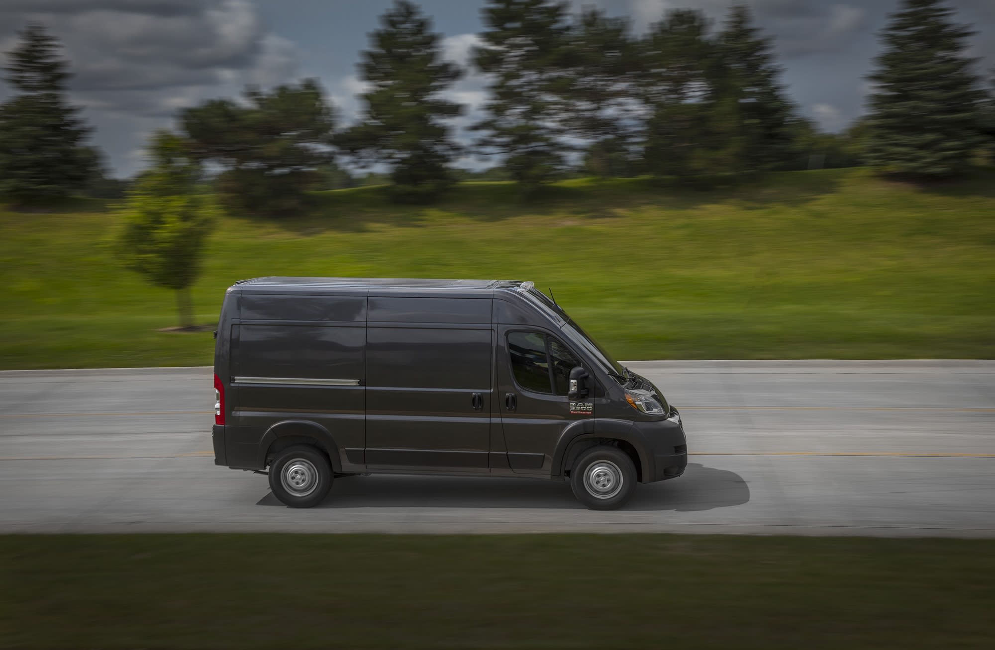 Ram ProMaster enters 2022 with tech upgrades and a new transmission ...