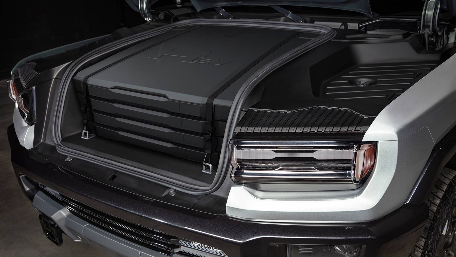 2022 GMC Hummer EV shows off accessories ahead of SEMA - Autoblog