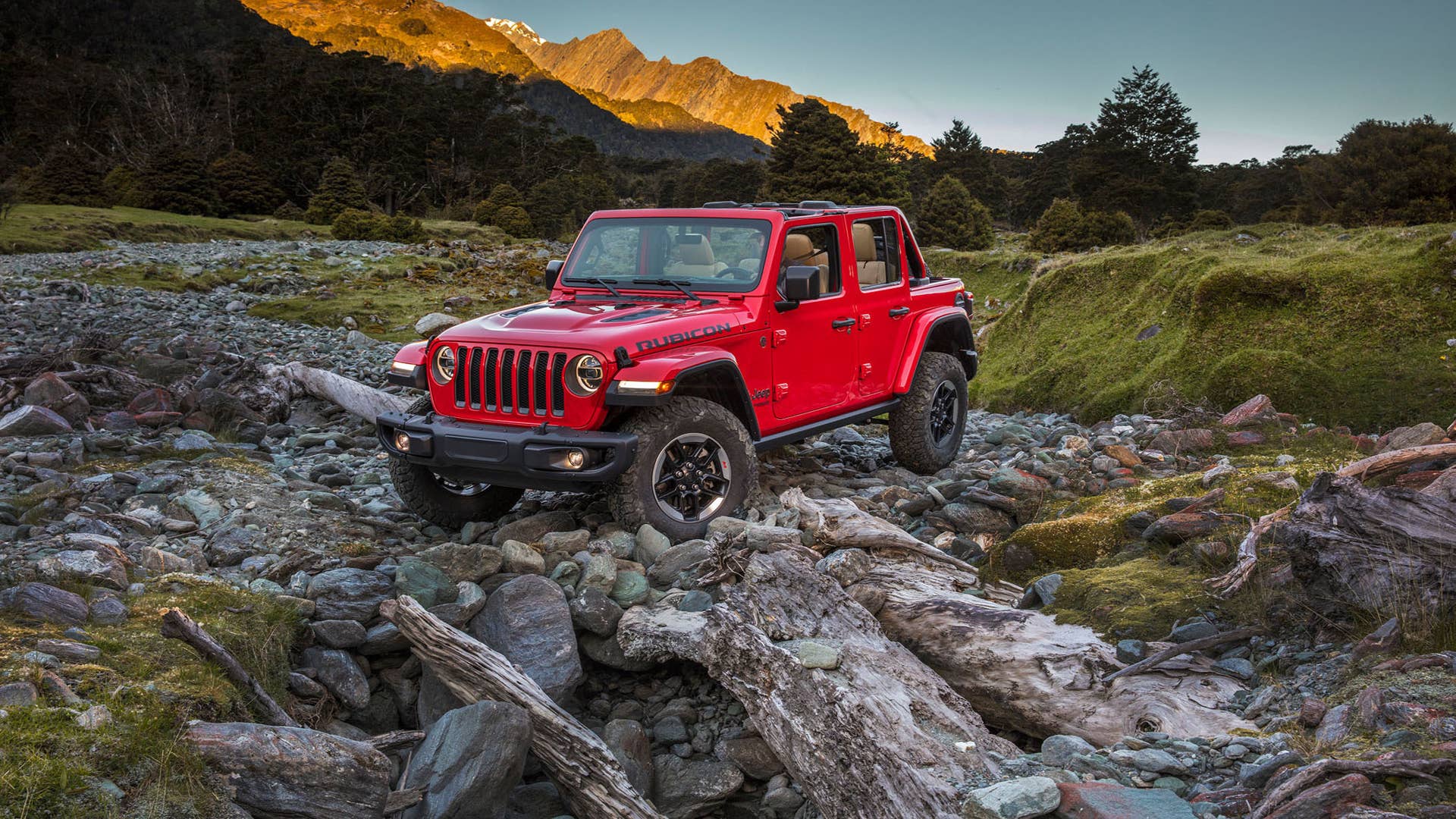 2020 Jeep Wrangler Review & Buying Guide | Go anywhere many ways