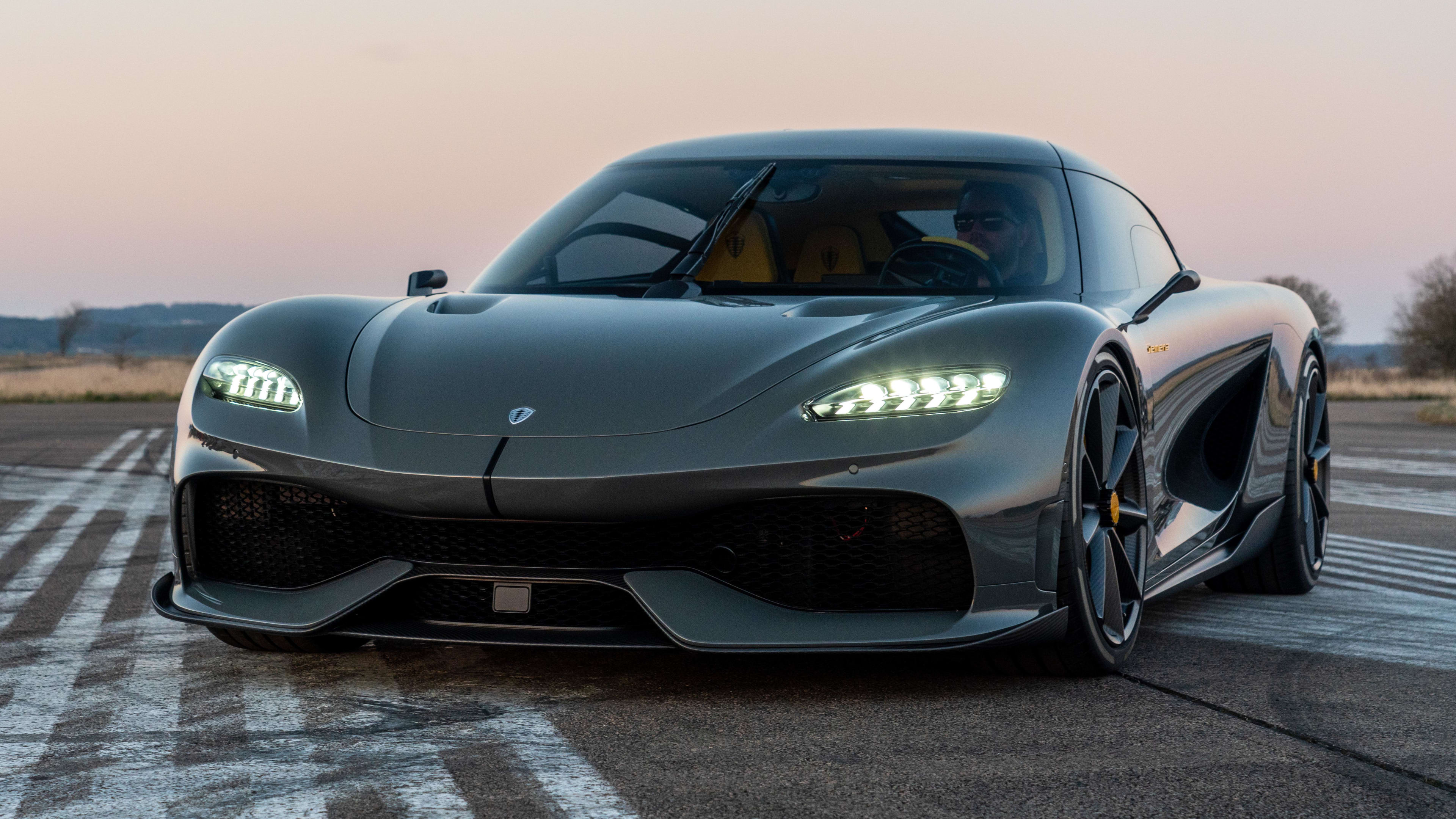 Top 12 fastest cars 0-60 in the world 2024-2025 - Autoblog