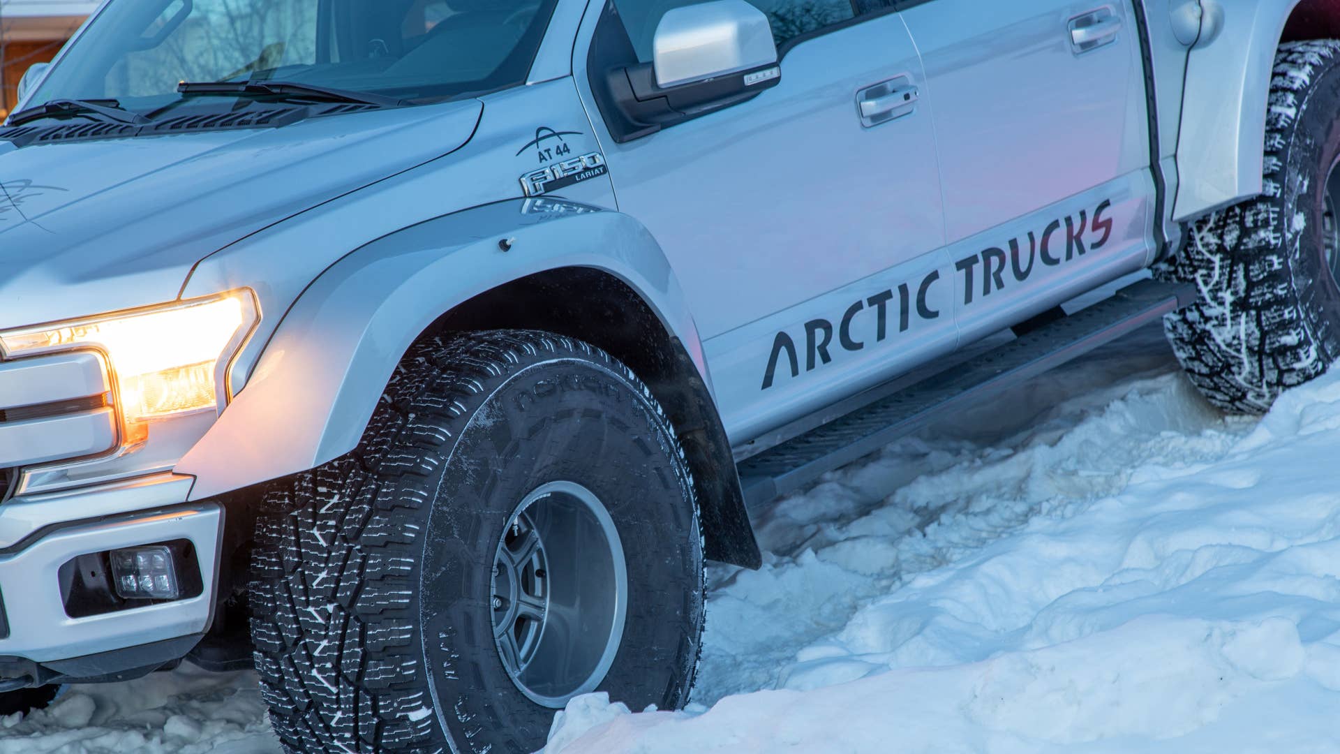 Arctic Trucks Ford F-150 AT44 the best way to make cage-fighting snow ...