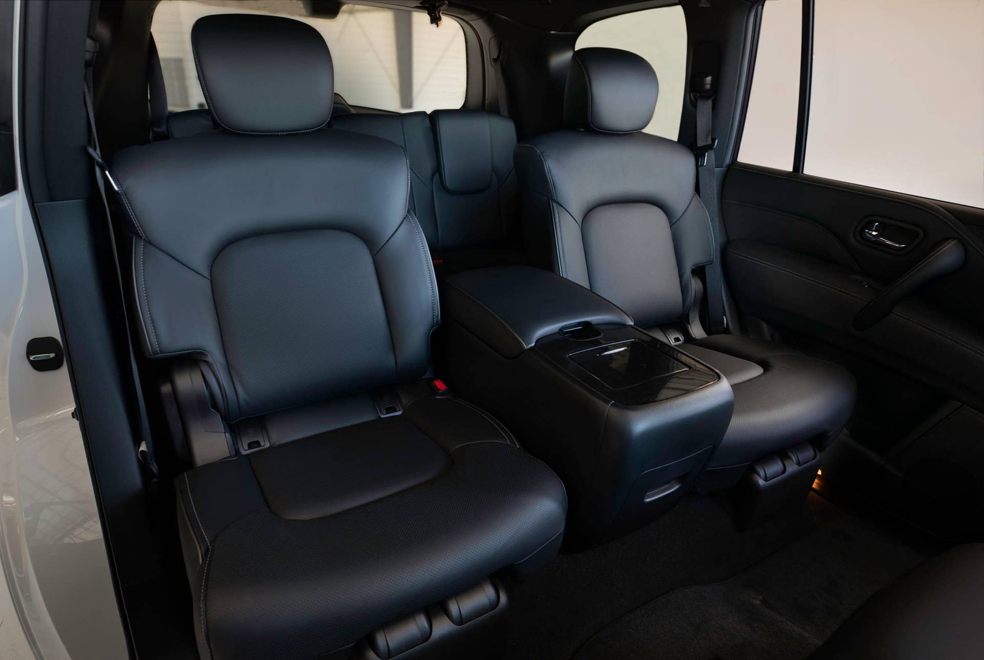 2020 Infiniti QX80 refreshes its cabin, adds tech and safety features ...