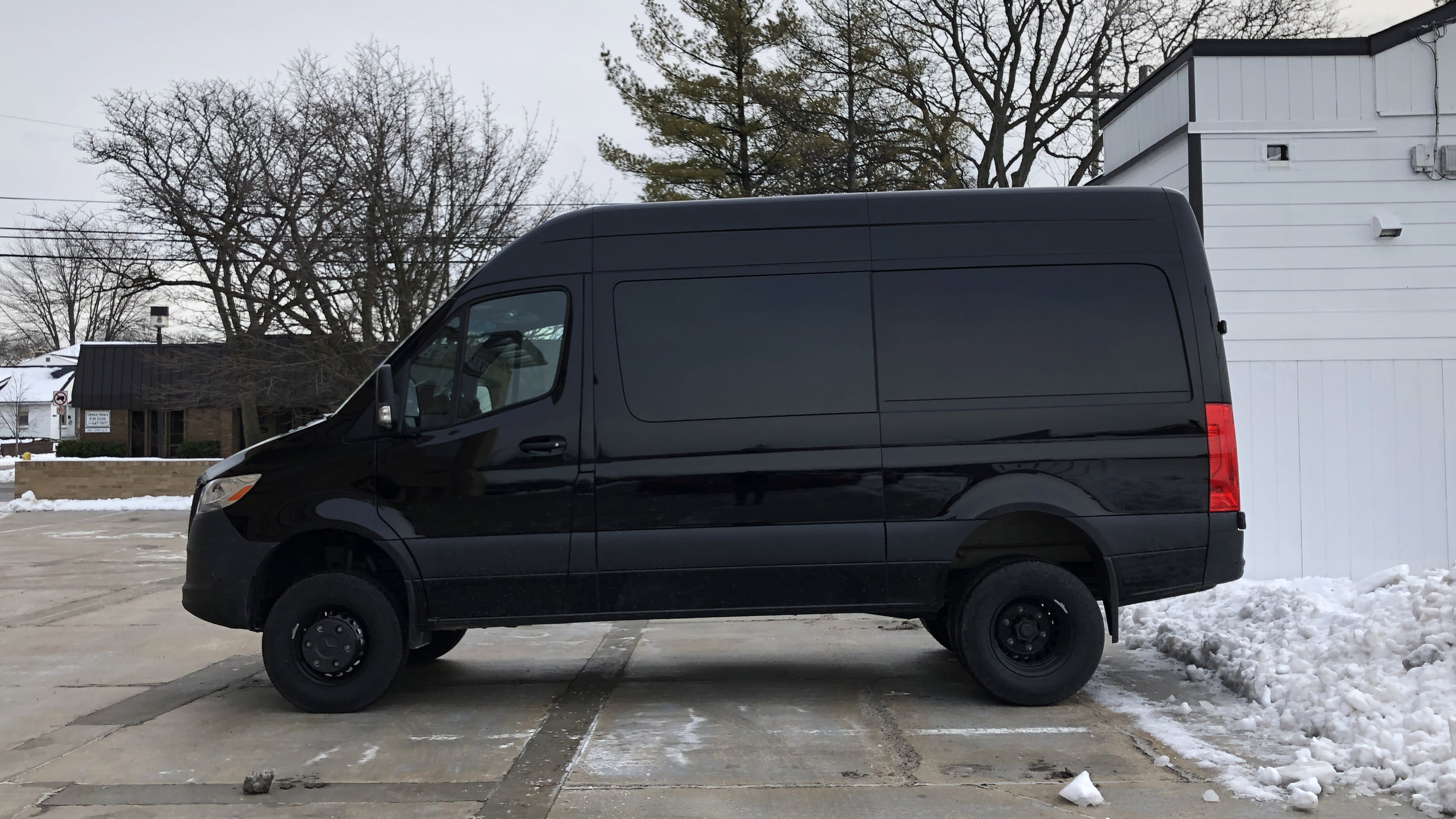 2020 Mercedes-Benz Sprinter 3500XD Crew Van Drivers' Notes | The battle ...