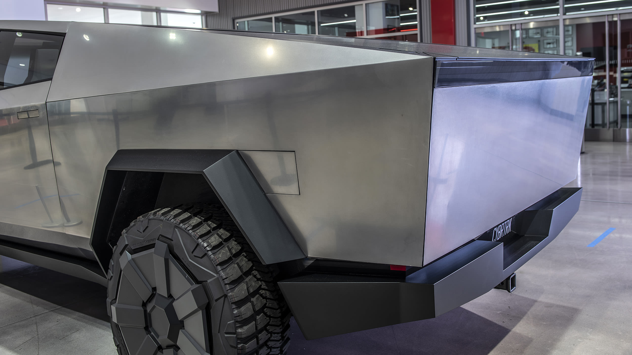 Tesla Cybertruck will have side mirrors 'designed to be easy to remove ...