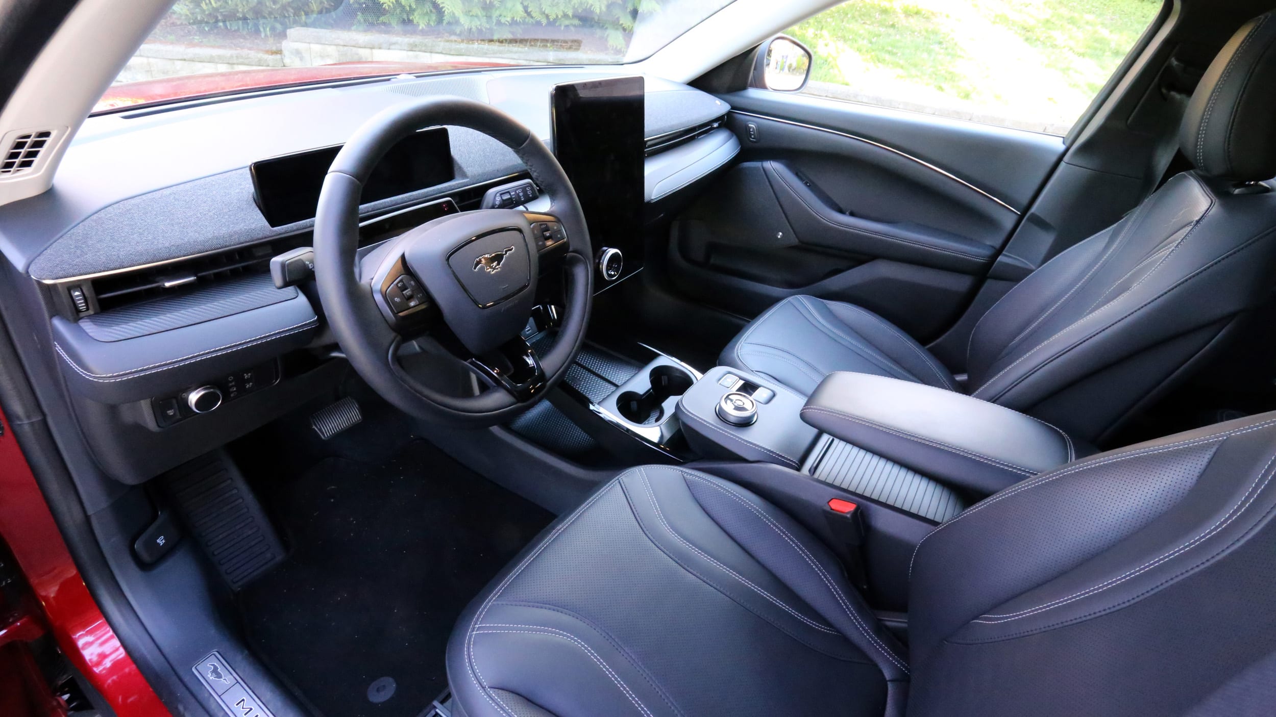 5 Stylish and Affordable EVs That Deliver 300+ Miles of Range - Autoblog