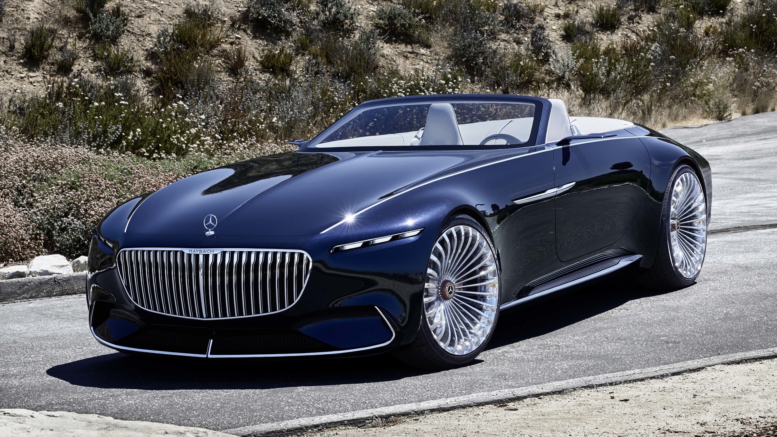 Michael Keaton's Batman will roll in the Mercedes-Maybach 6 concept ...