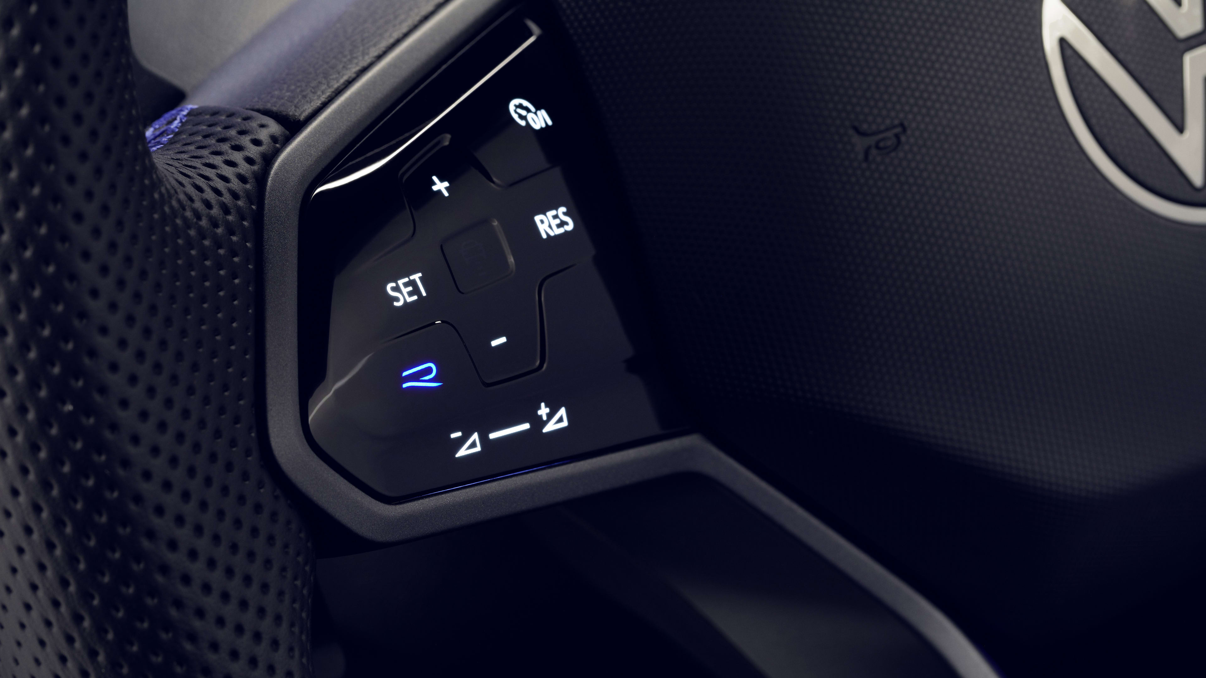 Volkswagen Tiguan R announced for Europe, and the door remains open in ...