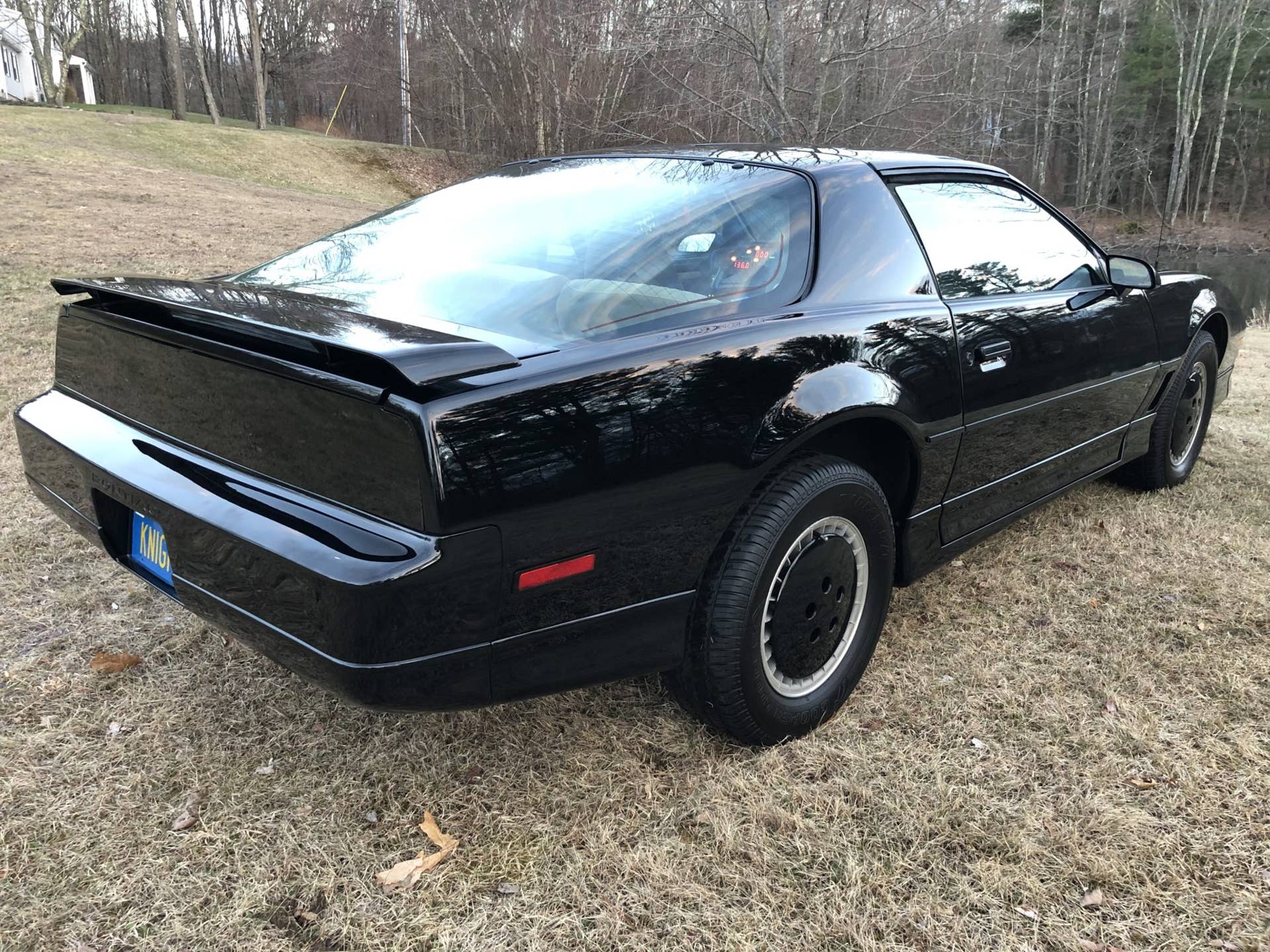This KITT replica sold at auction for $32,500 - Autoblog