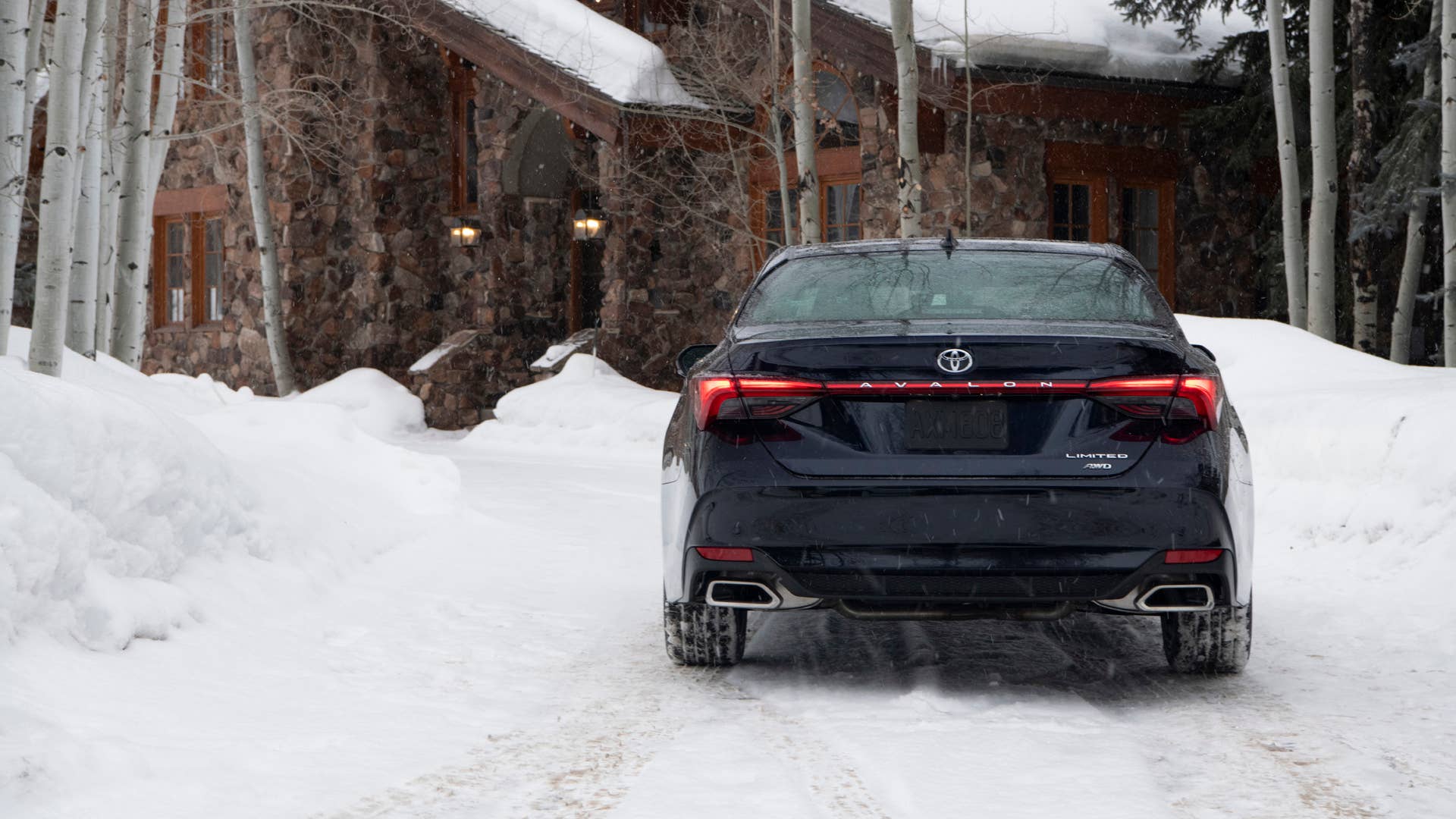 2021 Toyota Avalon AWD First Drive | Hey, why not? - Autoblog