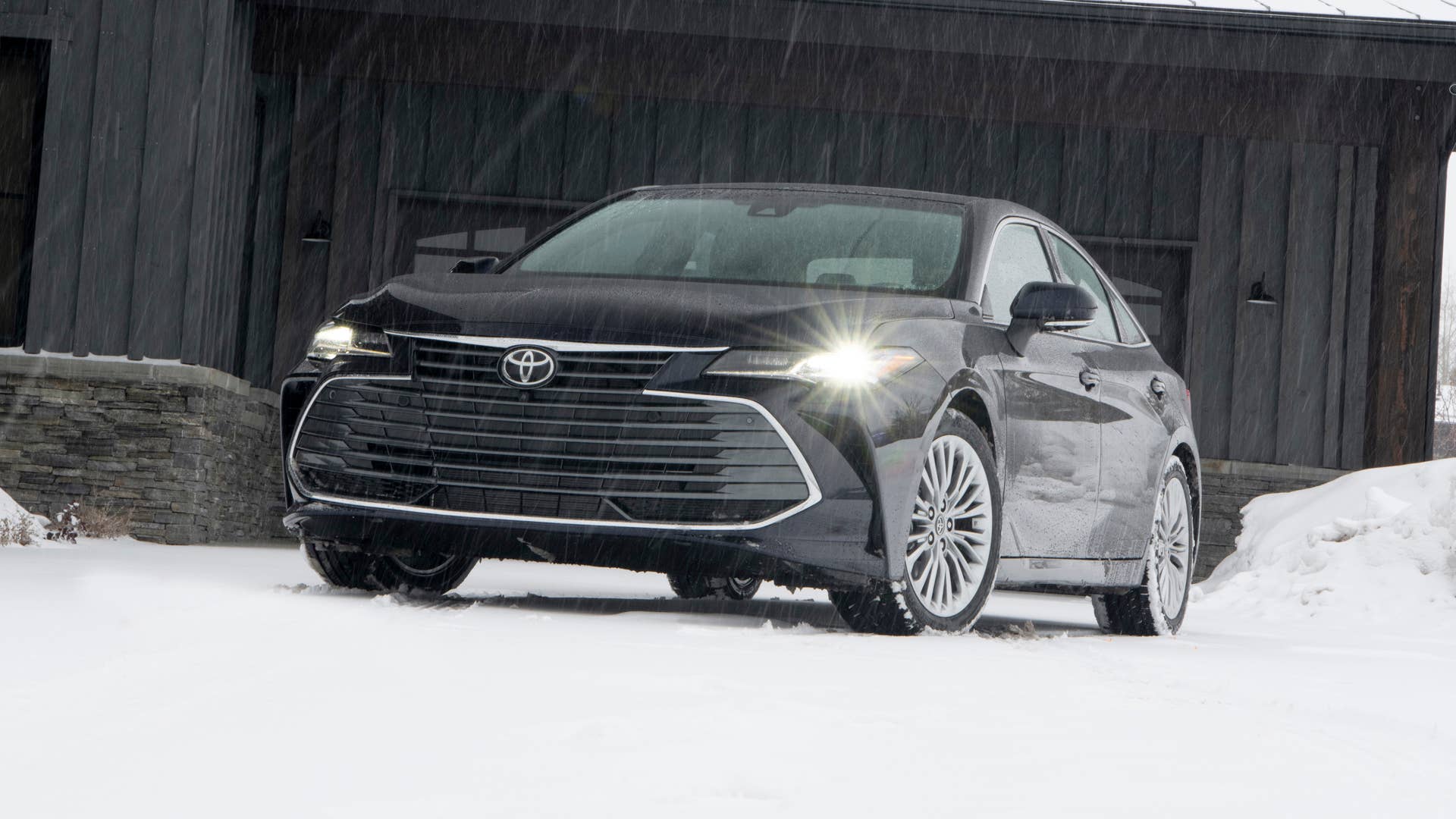 2021 Toyota Avalon AWD First Drive | Hey, why not? - Autoblog