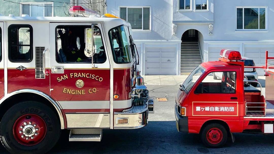 A Daihatsu kei fire truck is making friends all over San Francisco ...