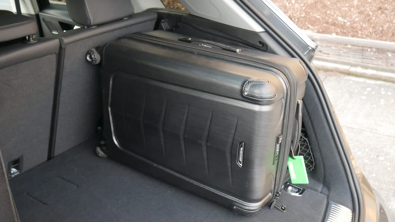 Audi Q5 Luggage Test | How much cargo space? - Autoblog