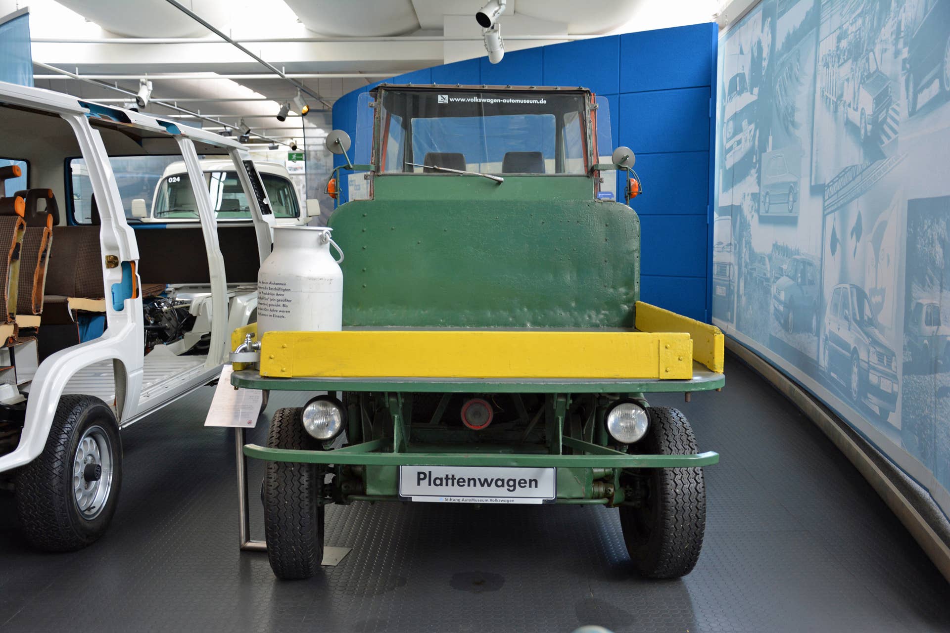 How the Beetle-based Plattenwagen spawned the original Volkswagen Bus ...