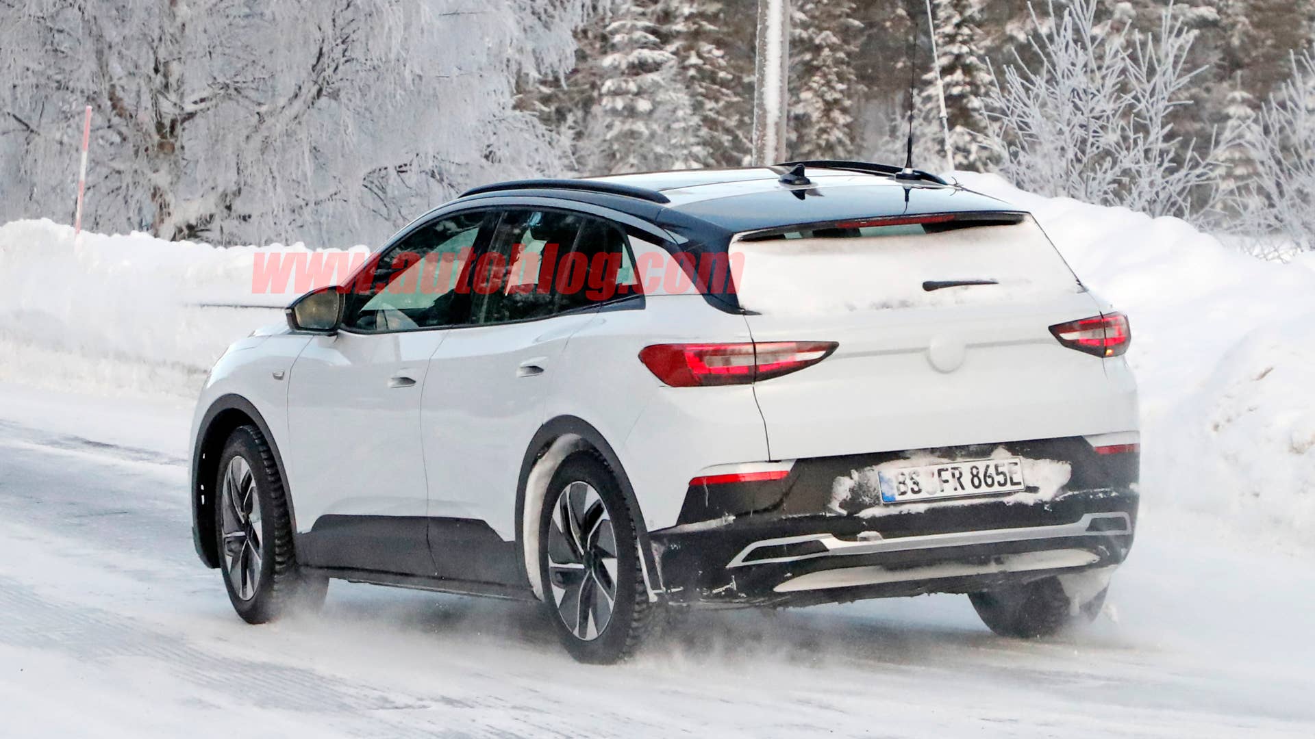 Volkswagen ID.4 spy shots show a nearly production-ready electric ...