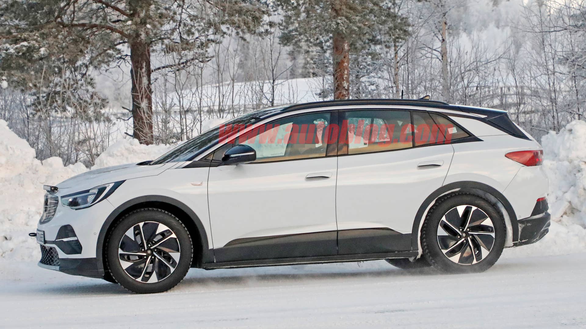 Volkswagen ID.4 spy shots show a nearly production-ready electric ...