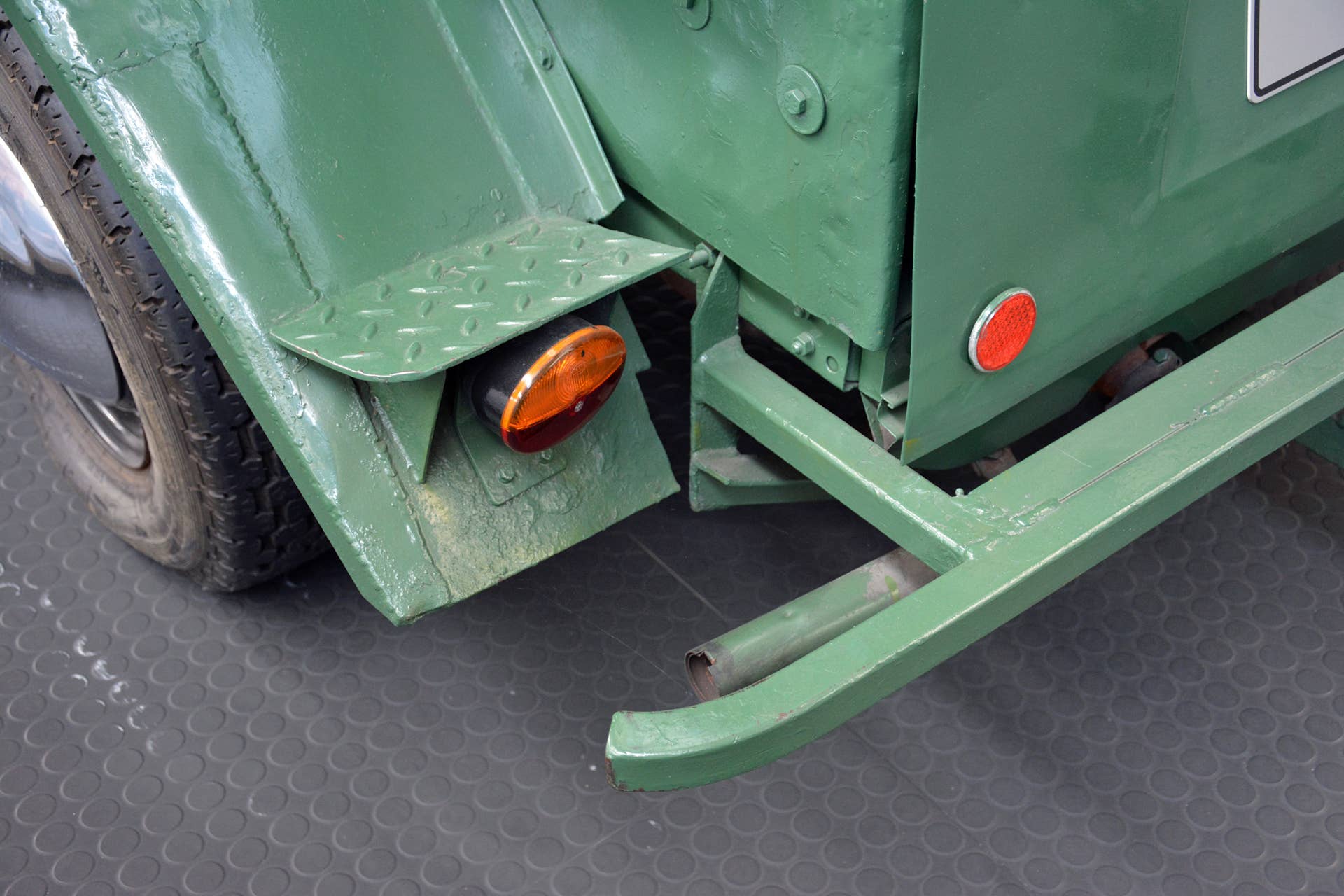 How the Beetle-based Plattenwagen spawned the original Volkswagen Bus ...