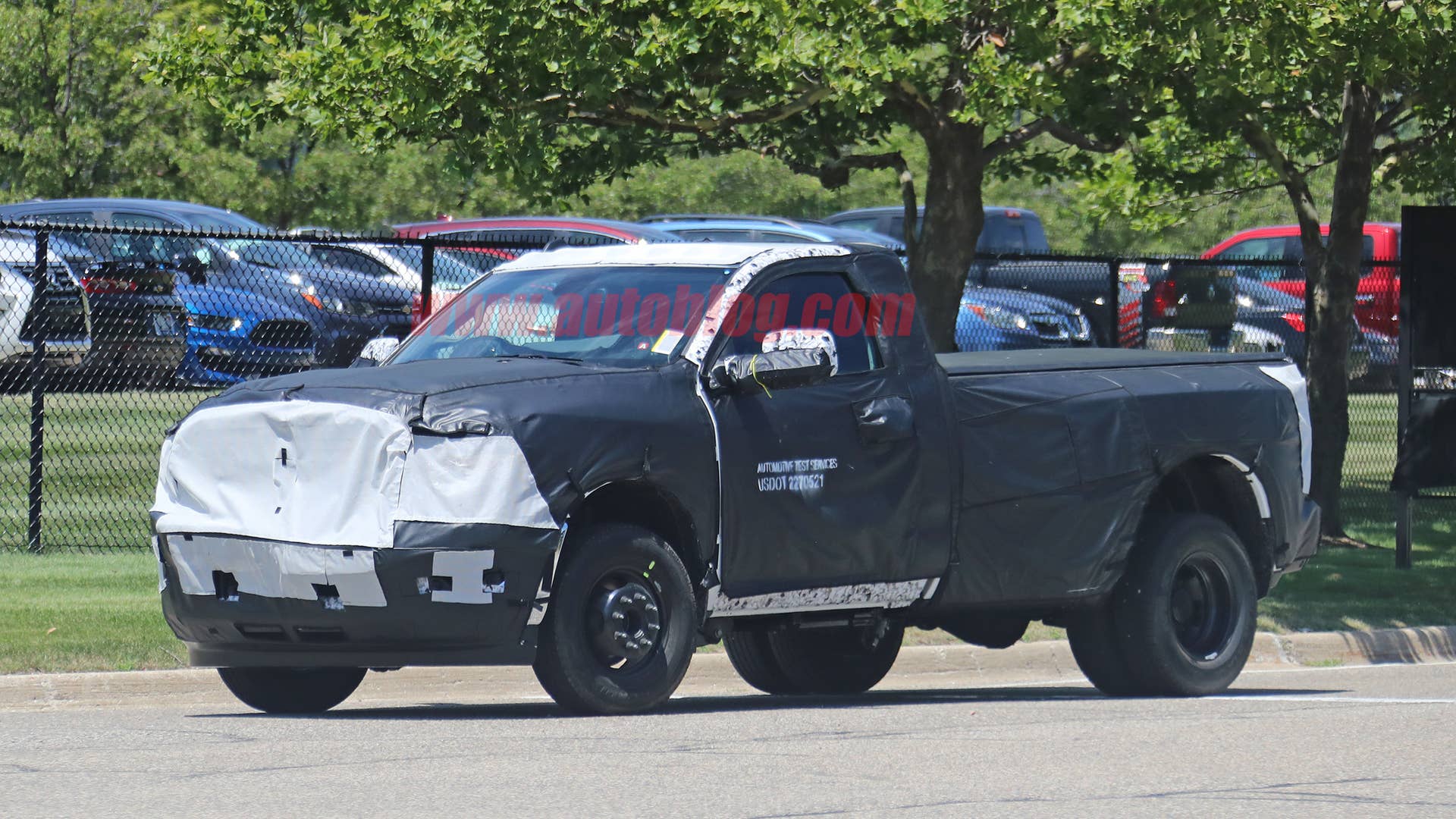 2020 Ram 3500 dually spied with updated styling and new lighting - Autoblog