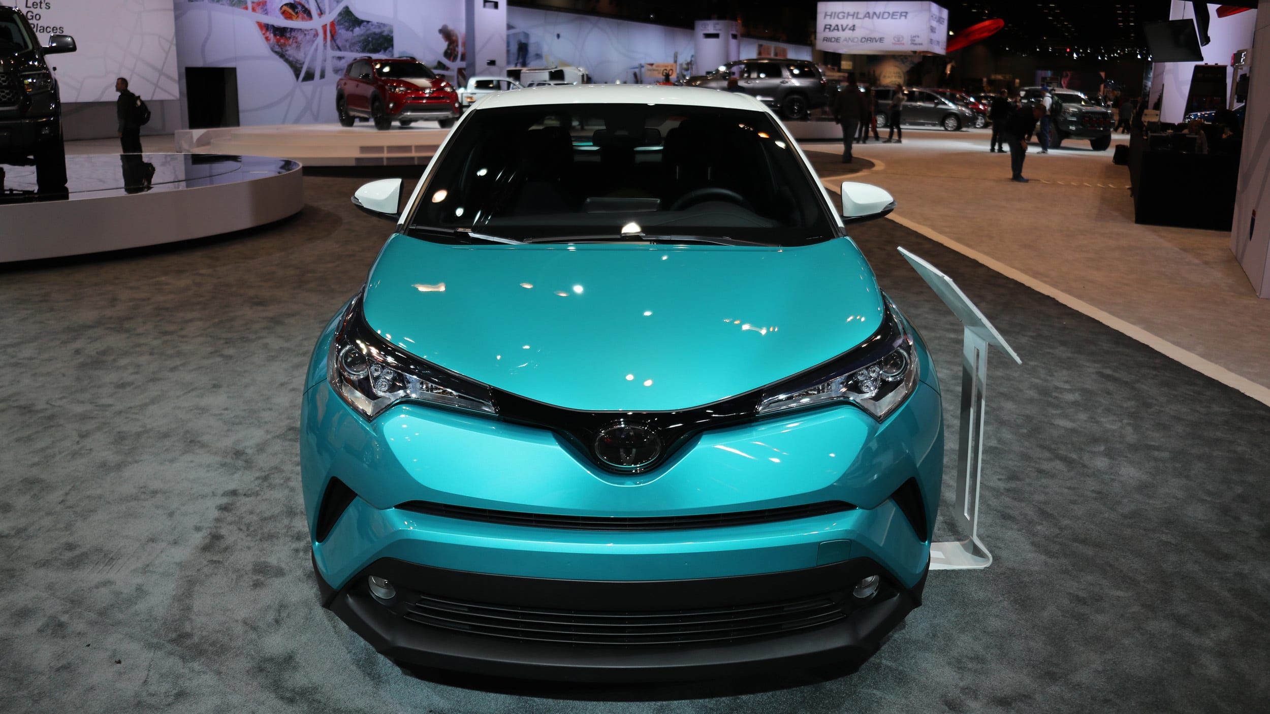 The 2018 Toyota C-HR will get a contrasting-color roof option, nifty ...