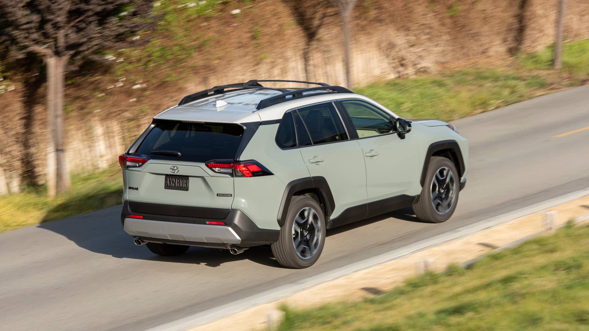 2019 Toyota RAV4 Review and Buying Guide - Autoblog