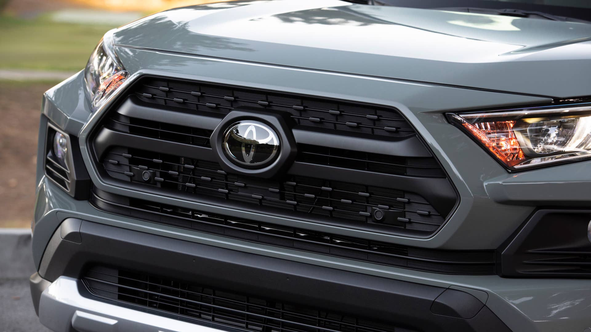 2019 Toyota RAV4 Review and Buying Guide - Autoblog