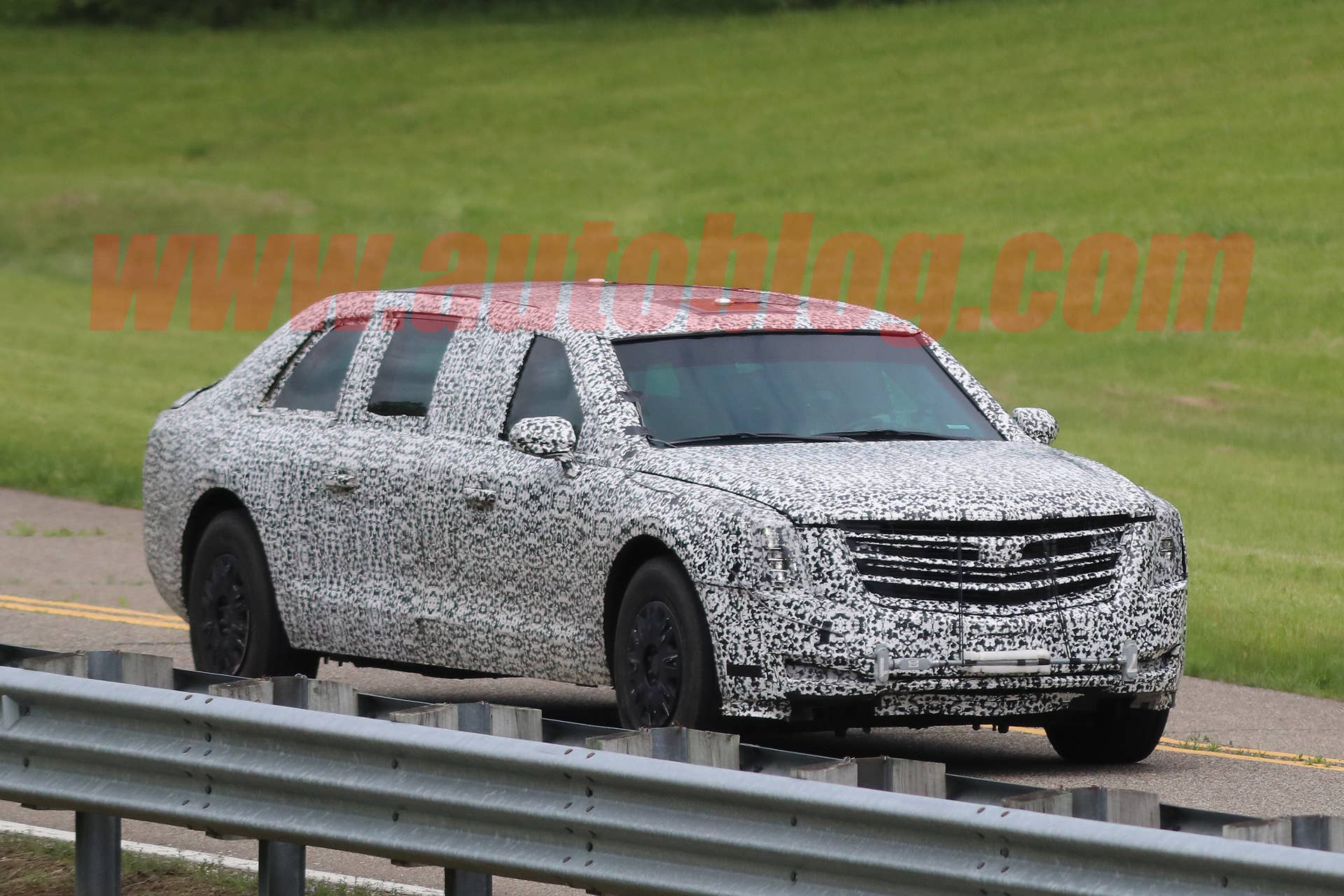 President Trump's new limo spotted testing at high speed - Autoblog