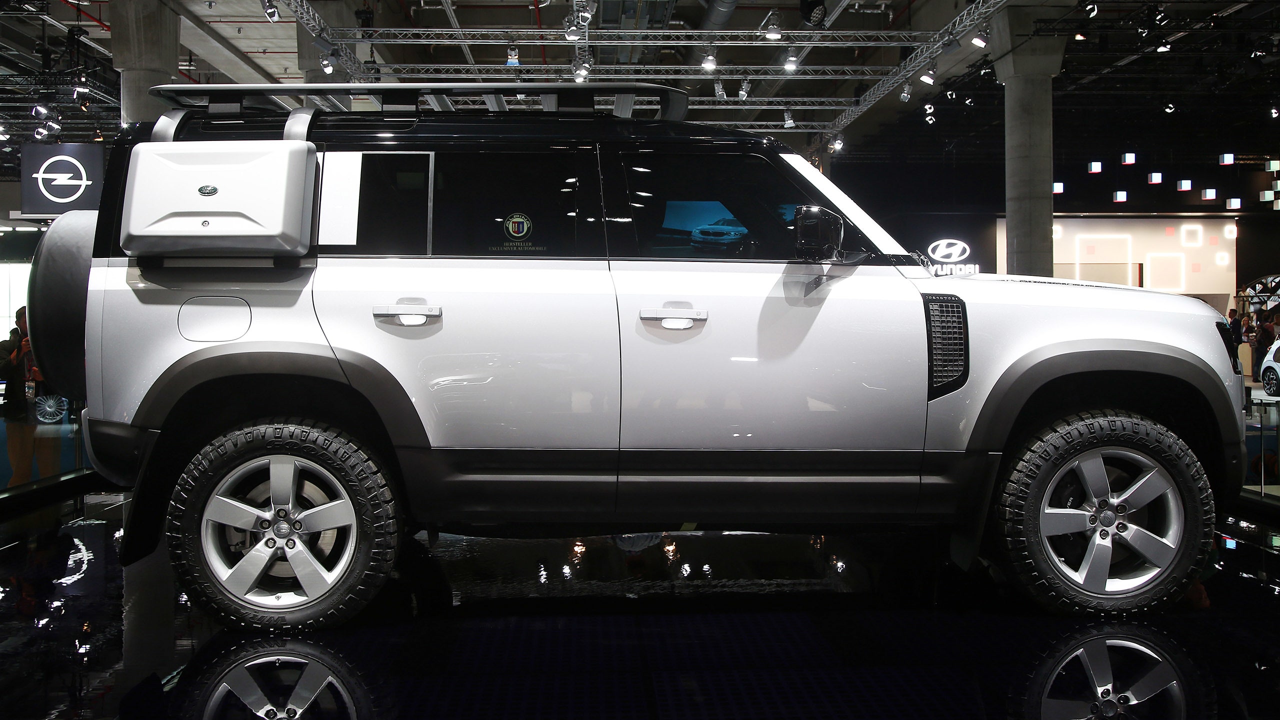 Magna Steyr helping INEOS bring its rugged Grenadier SUV to production ...