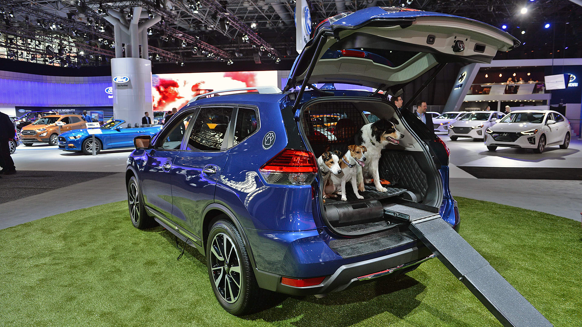 Nissan creates the Rogue Dogue, a crossover dog owners will be begging ...