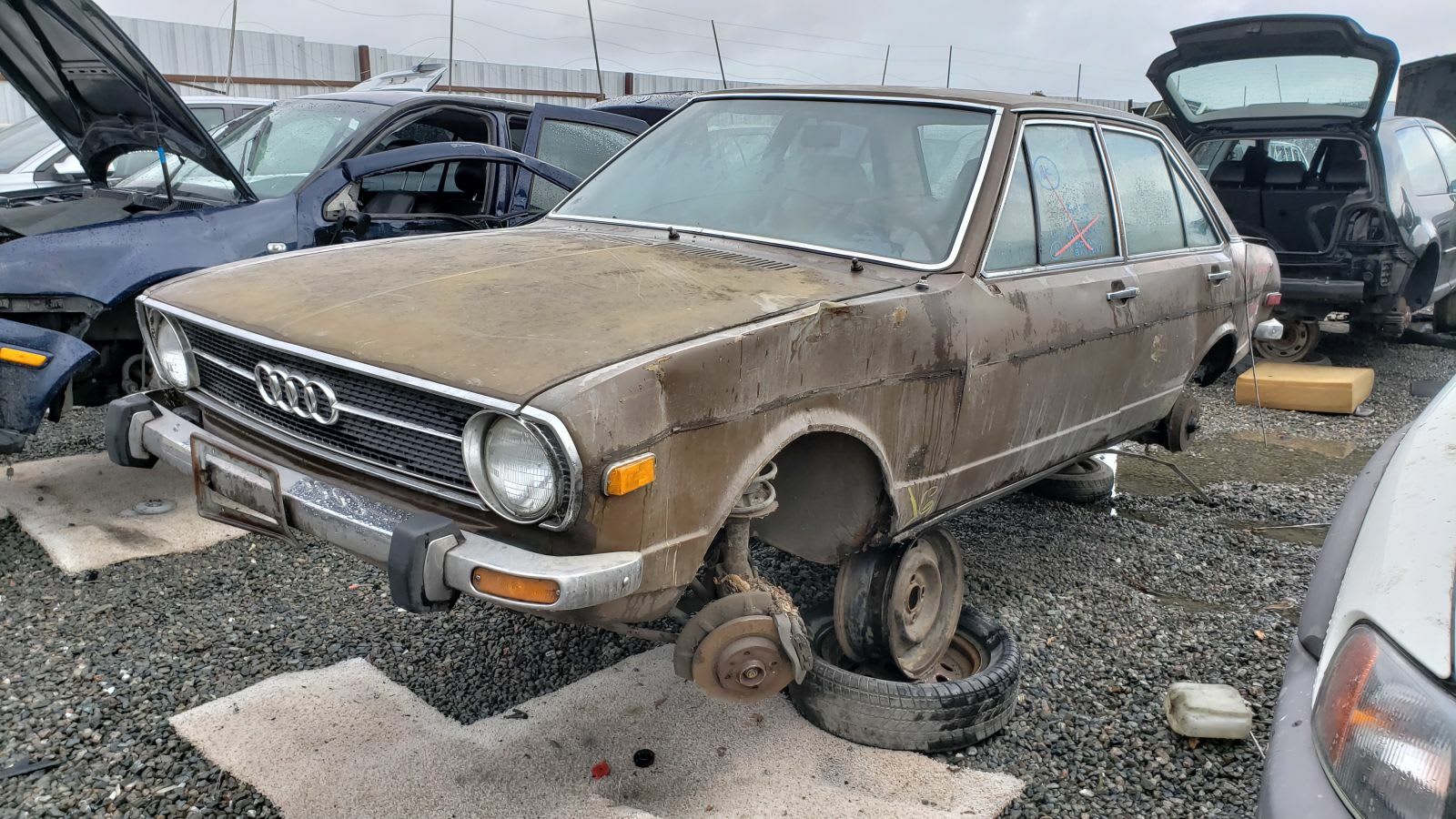 Junkyard Gem: 1973 Audi Fox Sedan - Autoblog