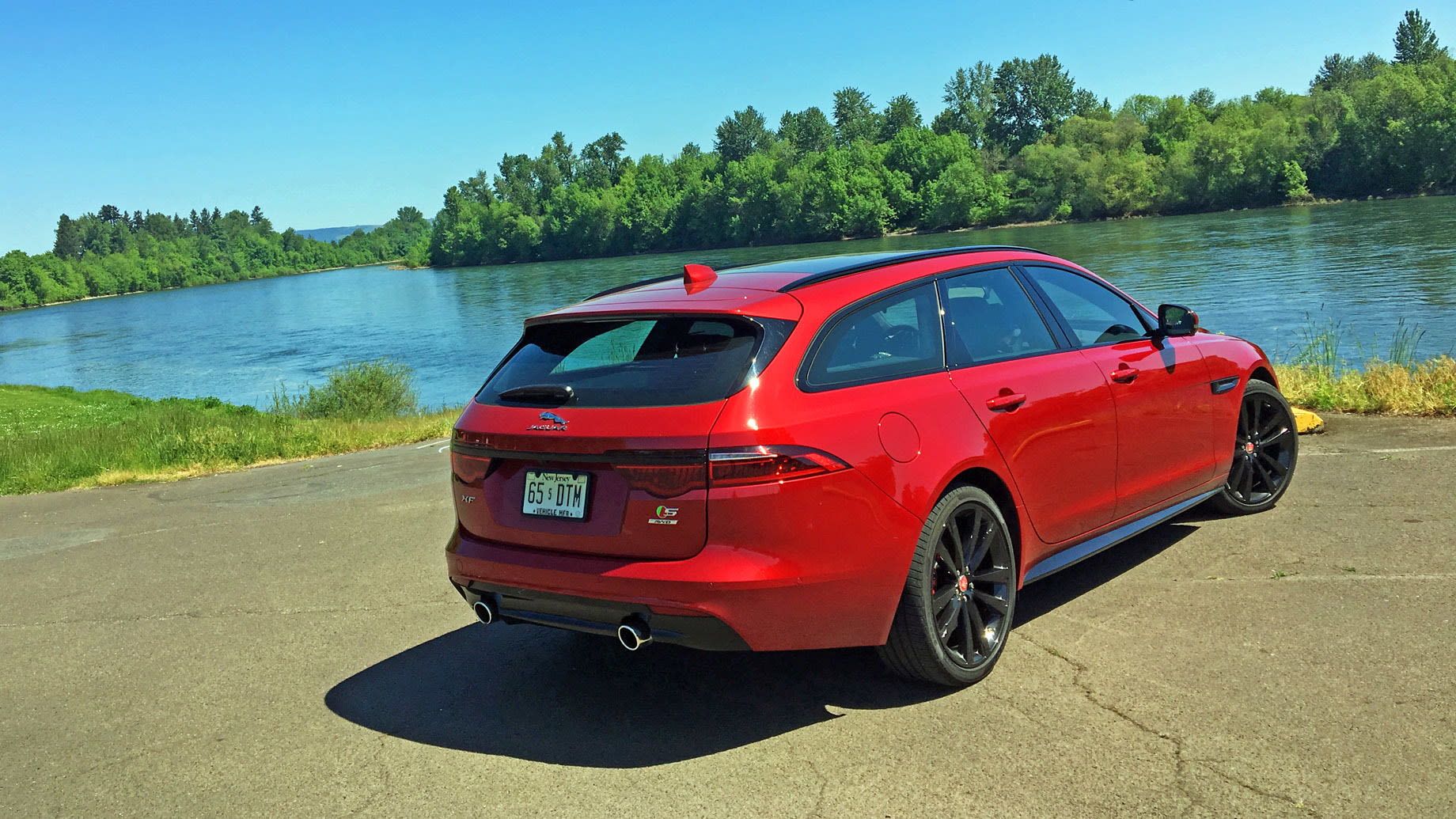 2018 Jaguar XF Sportbrake Quick Spin Review | Special XF no more - Autoblog