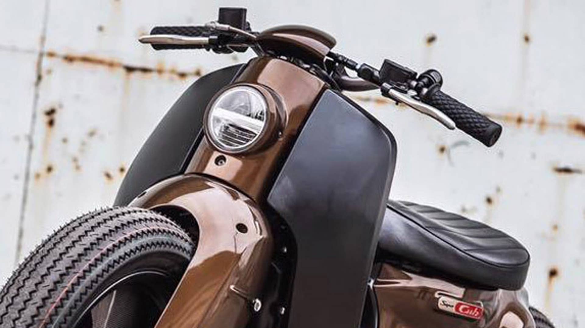 Honda Super Cub gets tuned into a super-cool cafe racer - Autoblog
