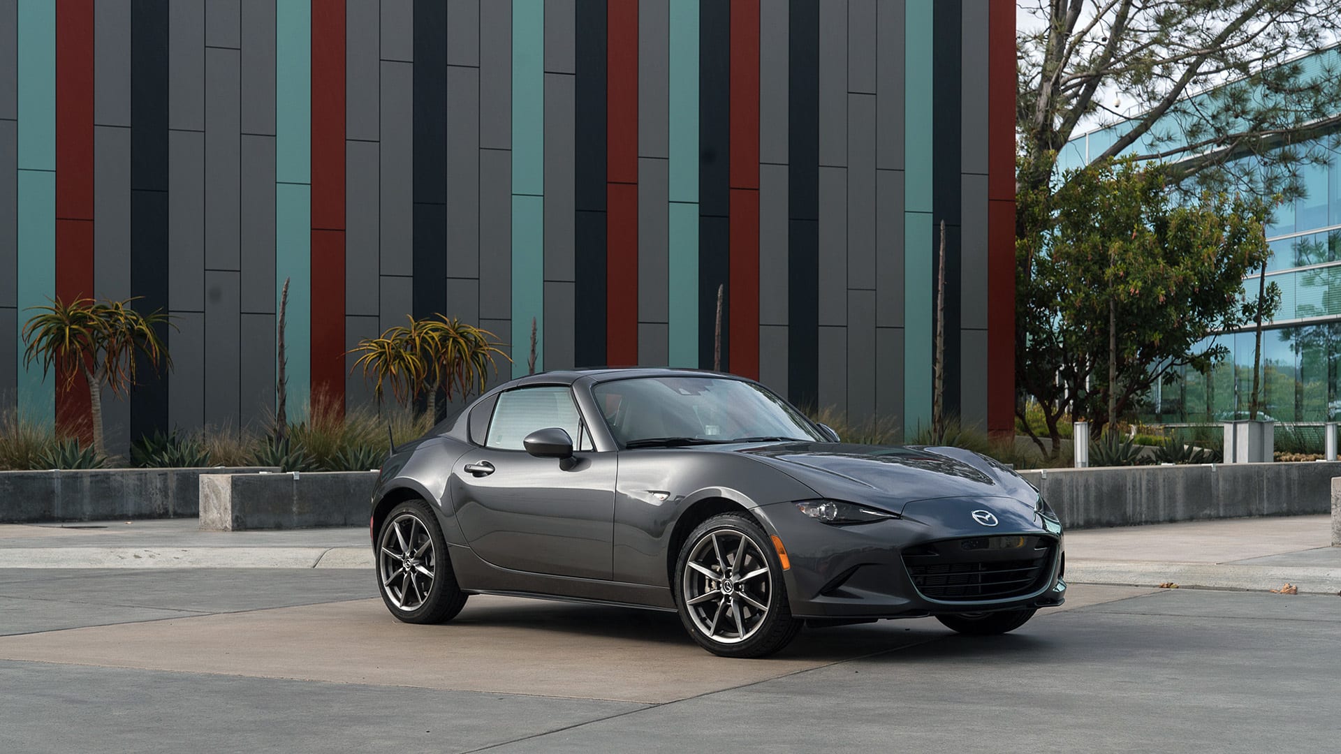 I Drove the 2025 Mazda MX-5 Miata RF in L.A., Here's My Honest Review ...