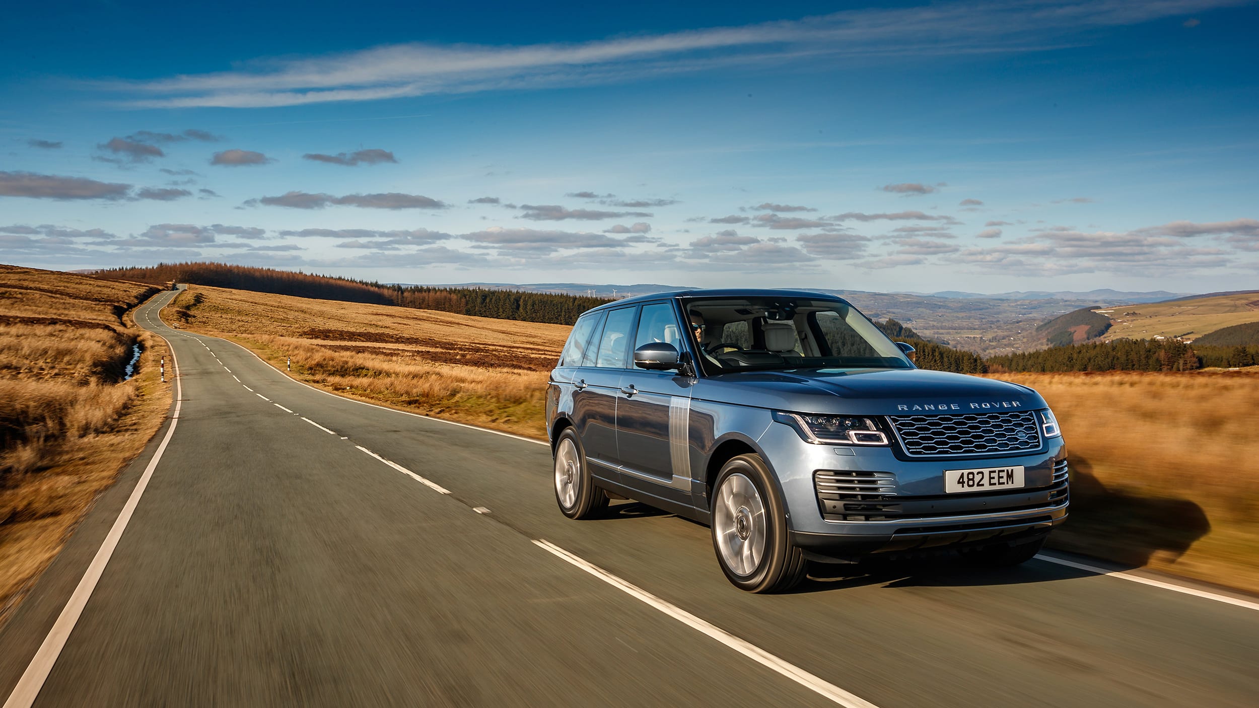 2019 Range Rover 400e PHEV First Drive Review | Elegant SUV for a more ...