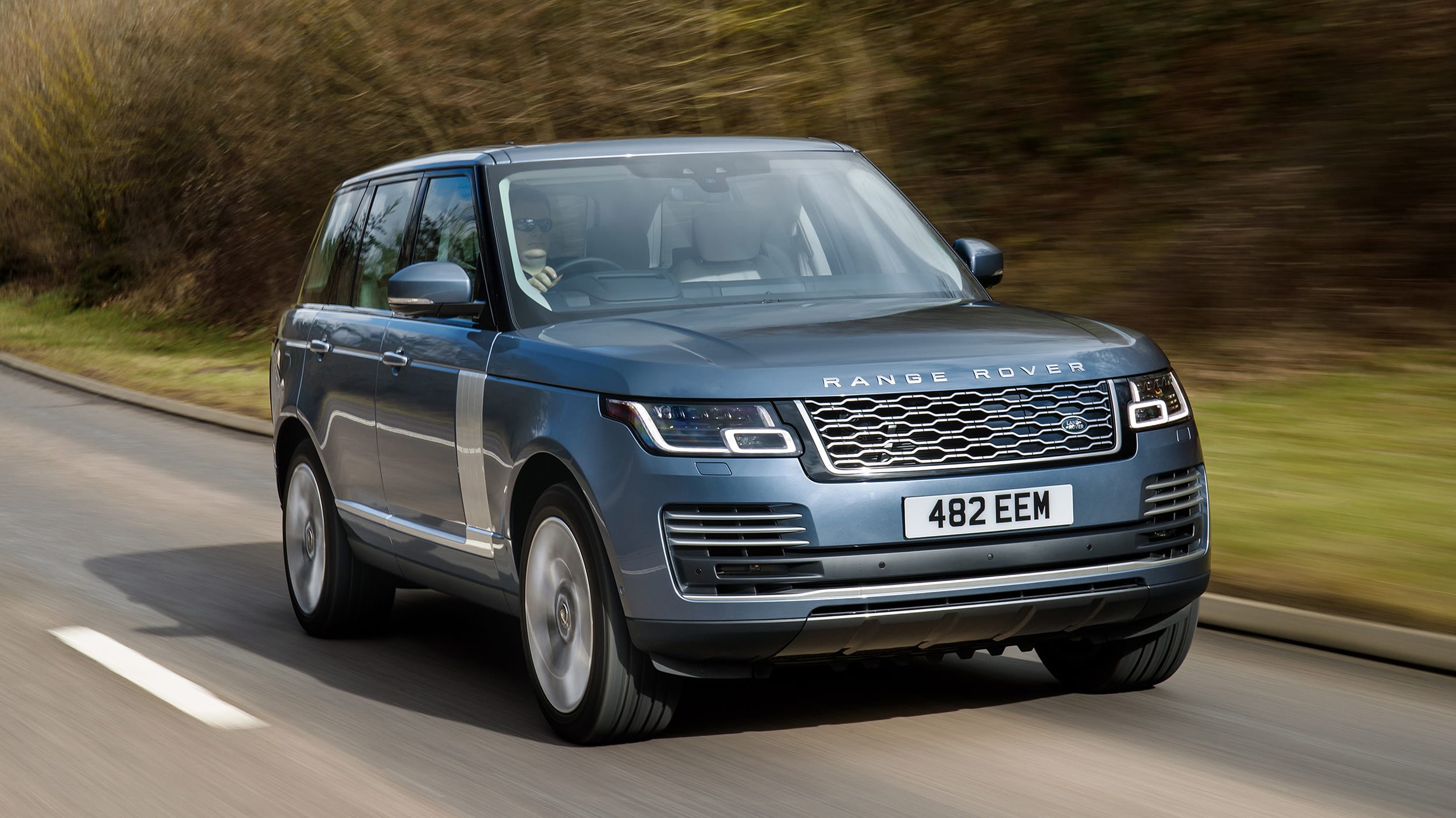 2019 Range Rover 400e PHEV First Drive Review | Elegant SUV for a more ...