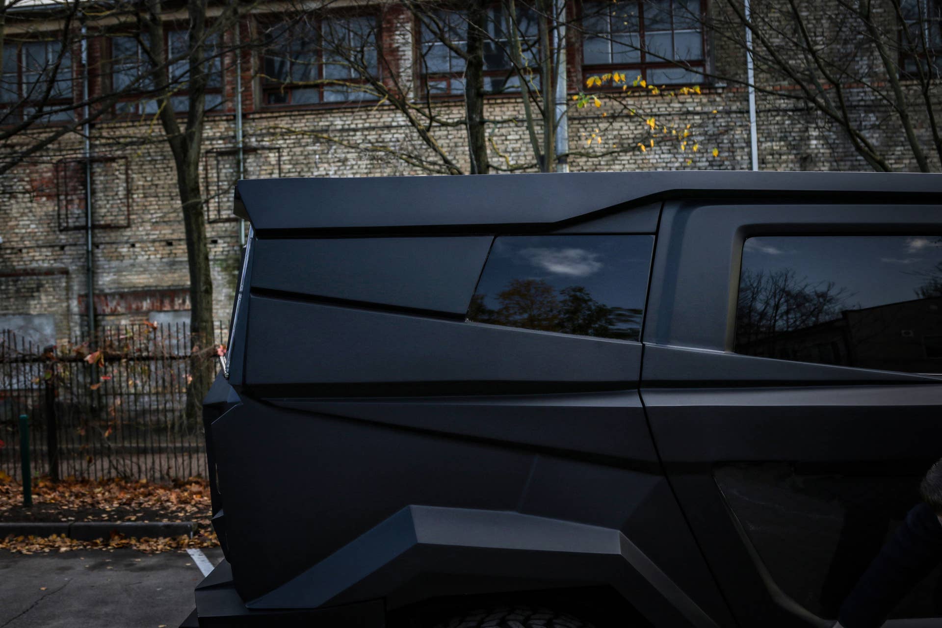 Dartz Prombron Black Stallion is the alternate-universe Hummer H2 ...