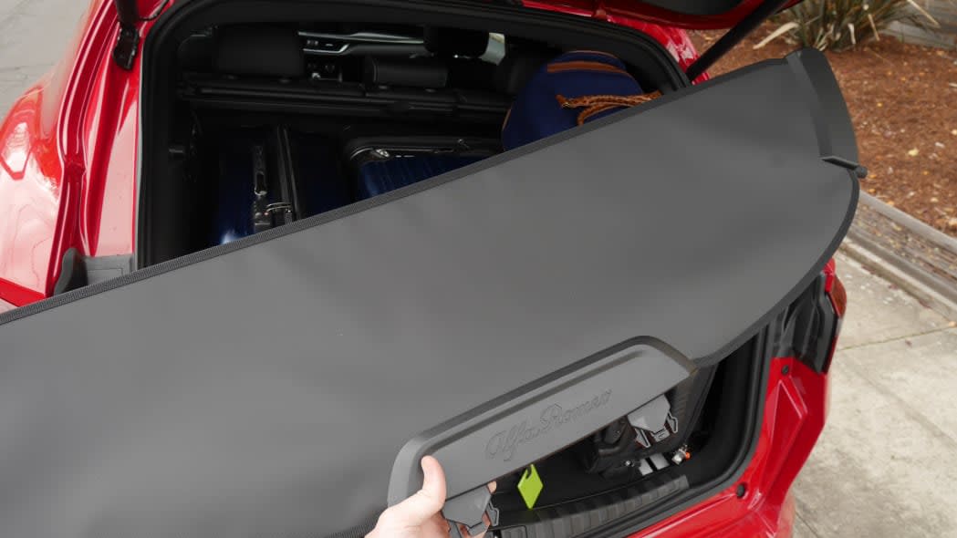 Alfa Romeo Stelvio Luggage Test | How much cargo space? - Autoblog